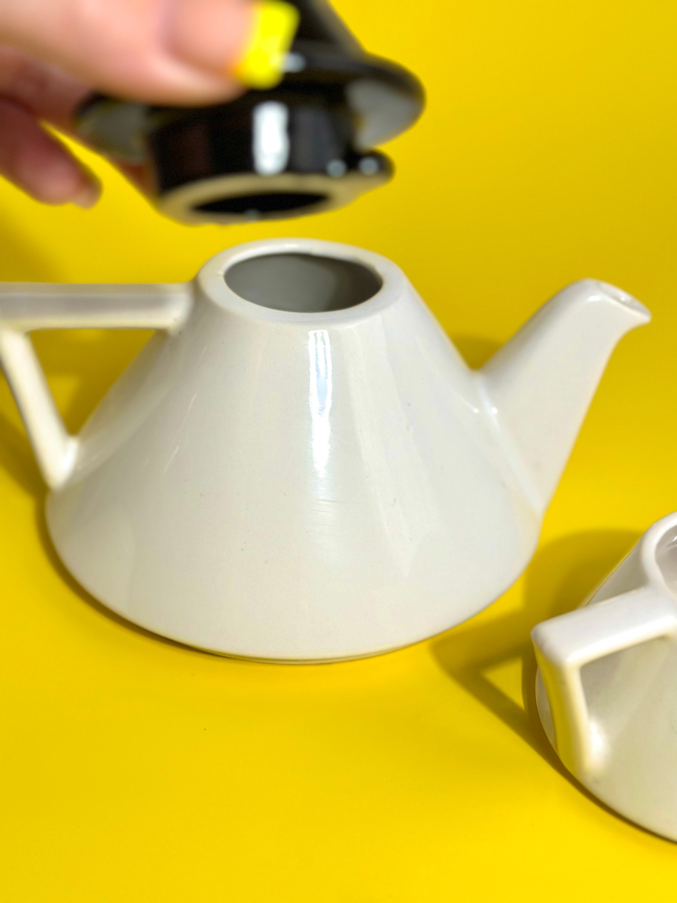 Vintage Minimalist Style Tea Set, 80's Postmodern Memphis, Taiwan ...