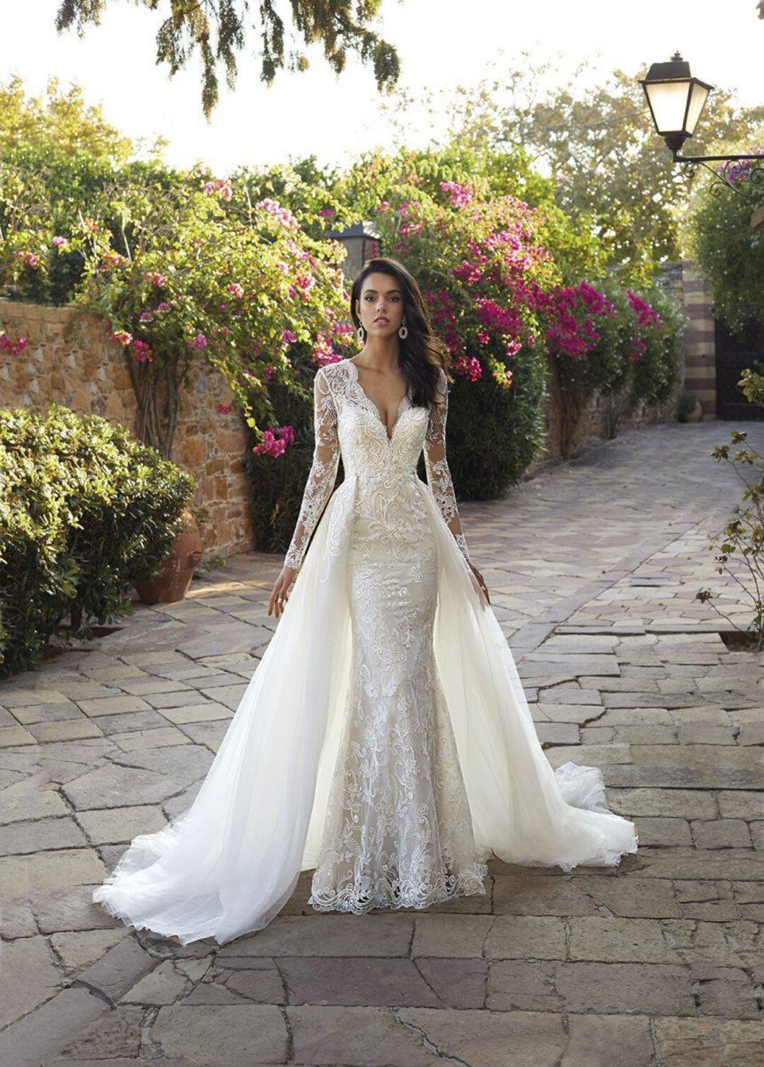 Detachable Tulle Wedding Train Decorated With Lace at the - Etsy