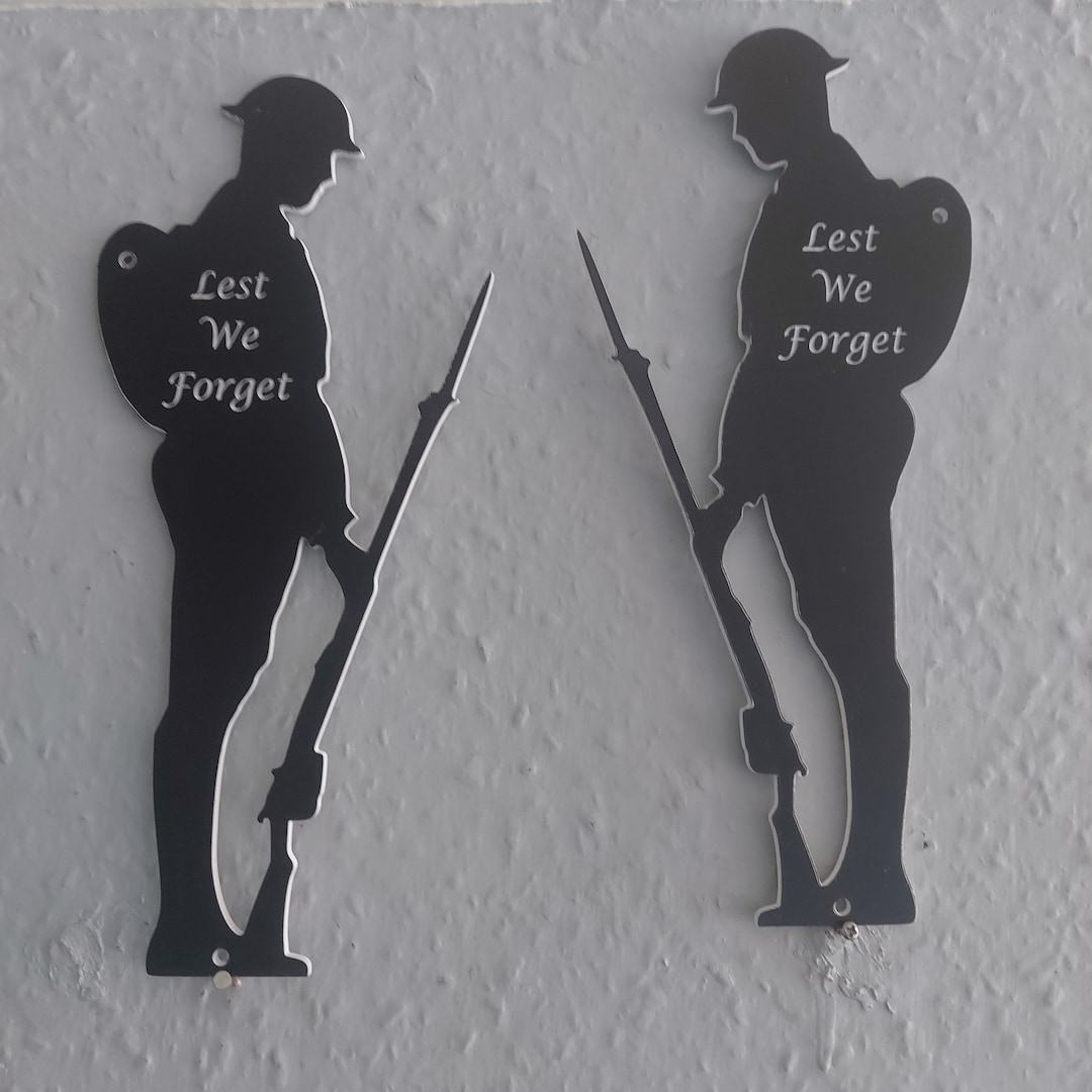 2x Black Acryllic Silhouette Memorial Standing Soldier & Lest We Forget ...