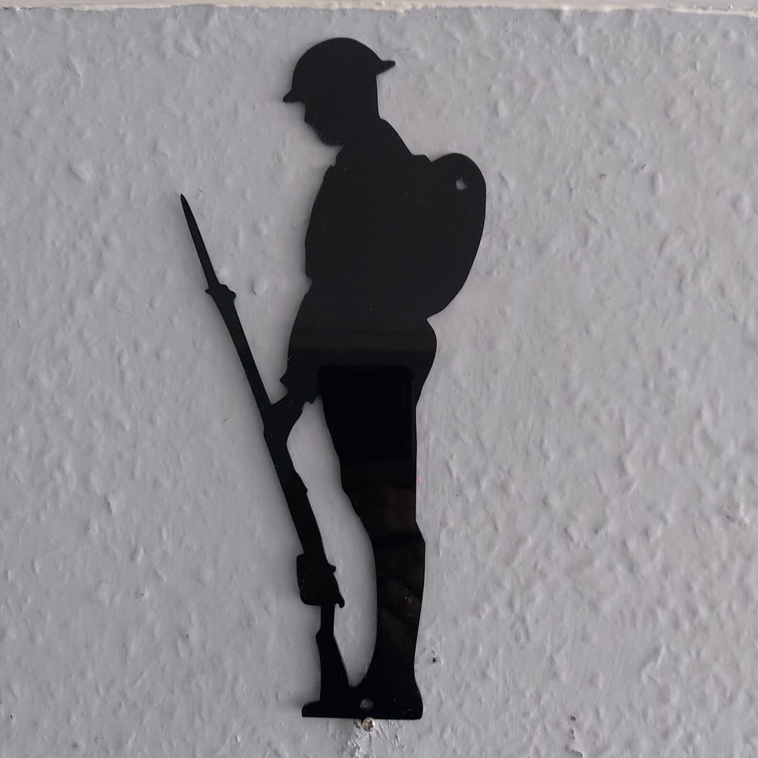 2x Black Acryllic Silhouette Memorial Standing Soldier Figures to Wall ...