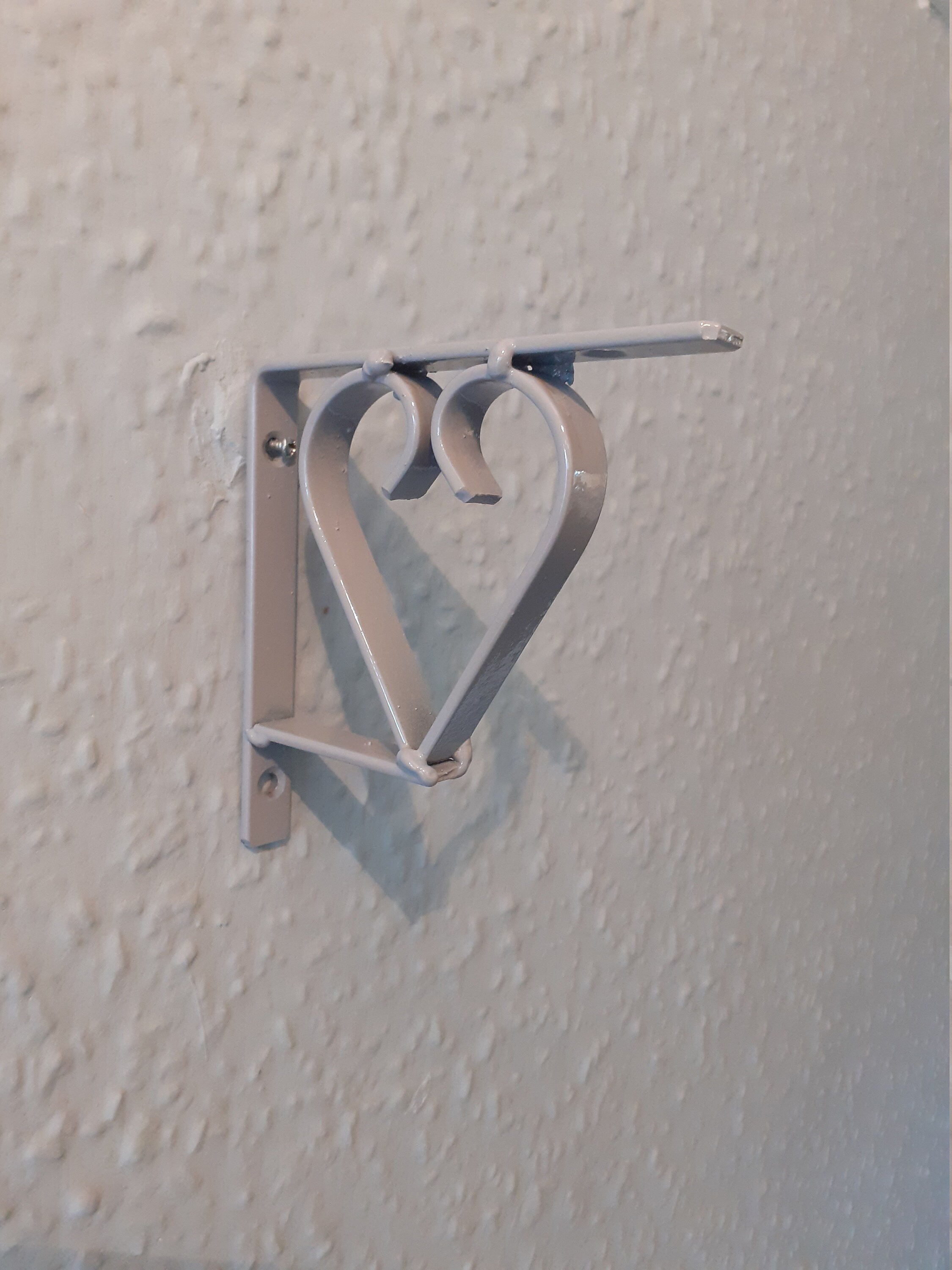4x Heart Feature Shelf Brackets 4 X 4 in a Grey - Etsy UK