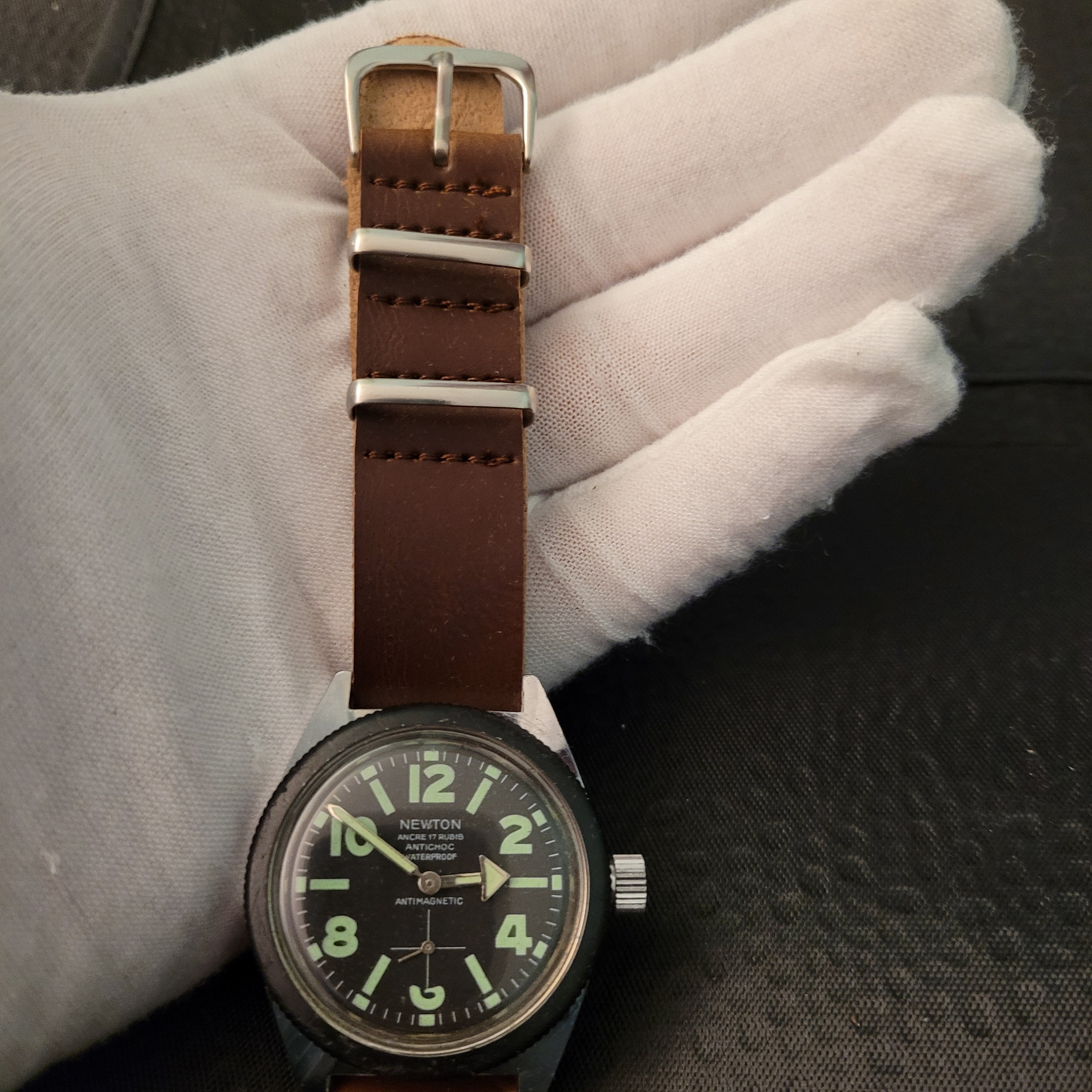 Newton Vintage Diver Watch - French Made - Works Great - Rare - Great ...