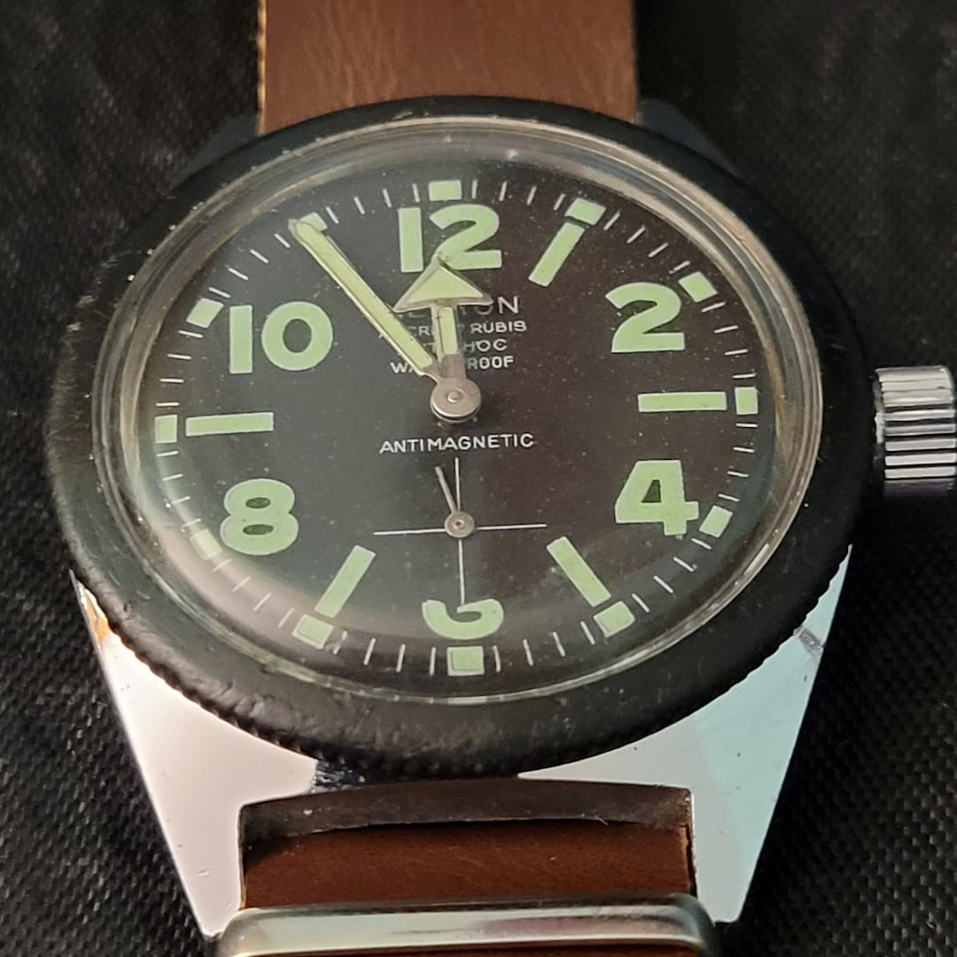 Newton Vintage Diver Watch - French Made - Works Great - Rare - Great ...