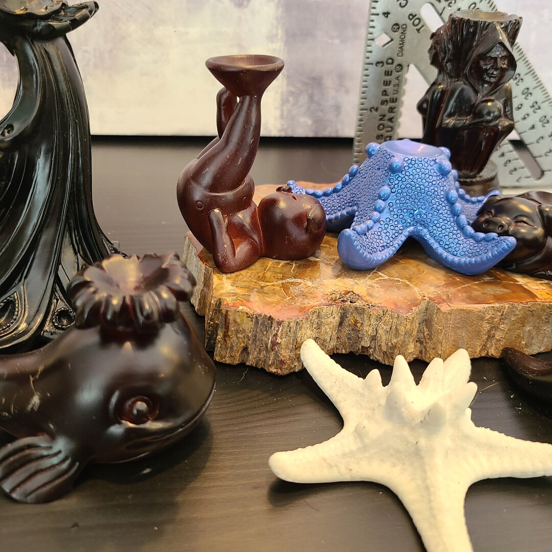 Sphere Holders - Beach and Animal Sphere Stands - Golf Ball and ...