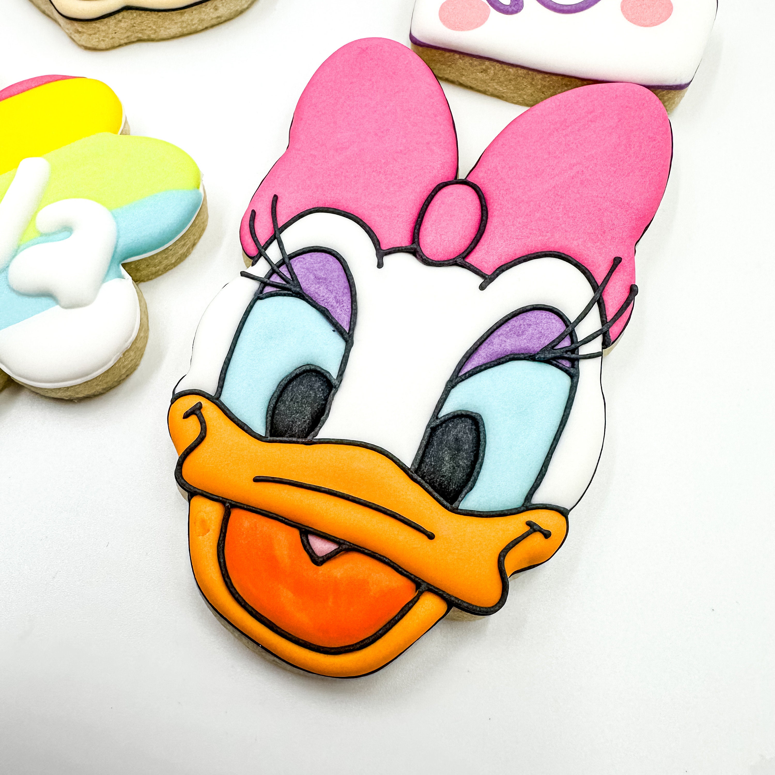 Minnie and Daisy Cookies, One Dozen Cookies, Custom Minnie and Daisy ...