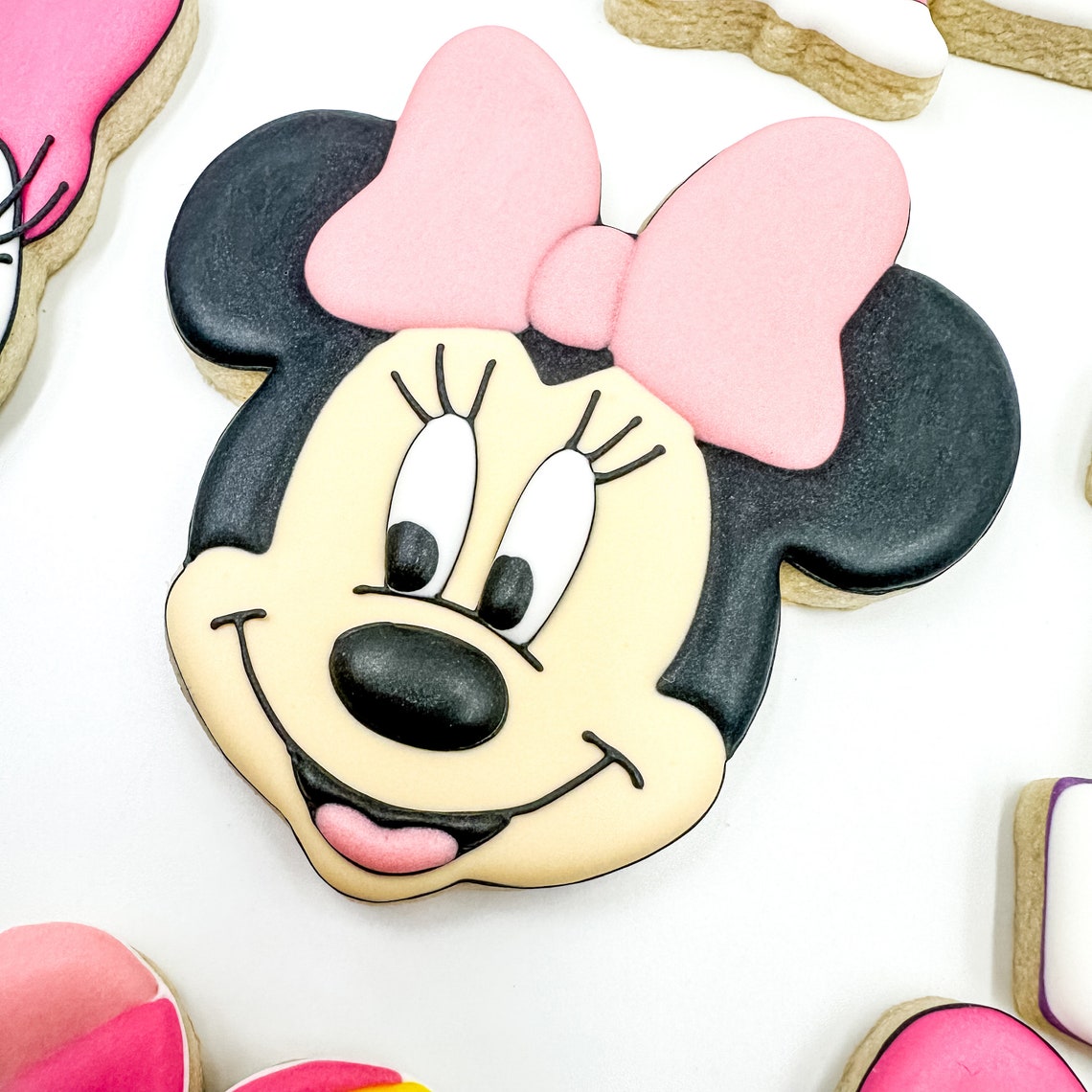 Minnie and Daisy Cookies, One Dozen Cookies, Custom Minnie and Daisy ...