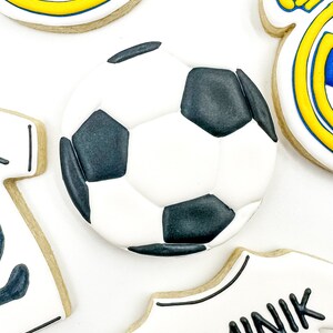 Soccer Cookies, One Dozen Cookies, Custom Soccer Cookies, Sports ...