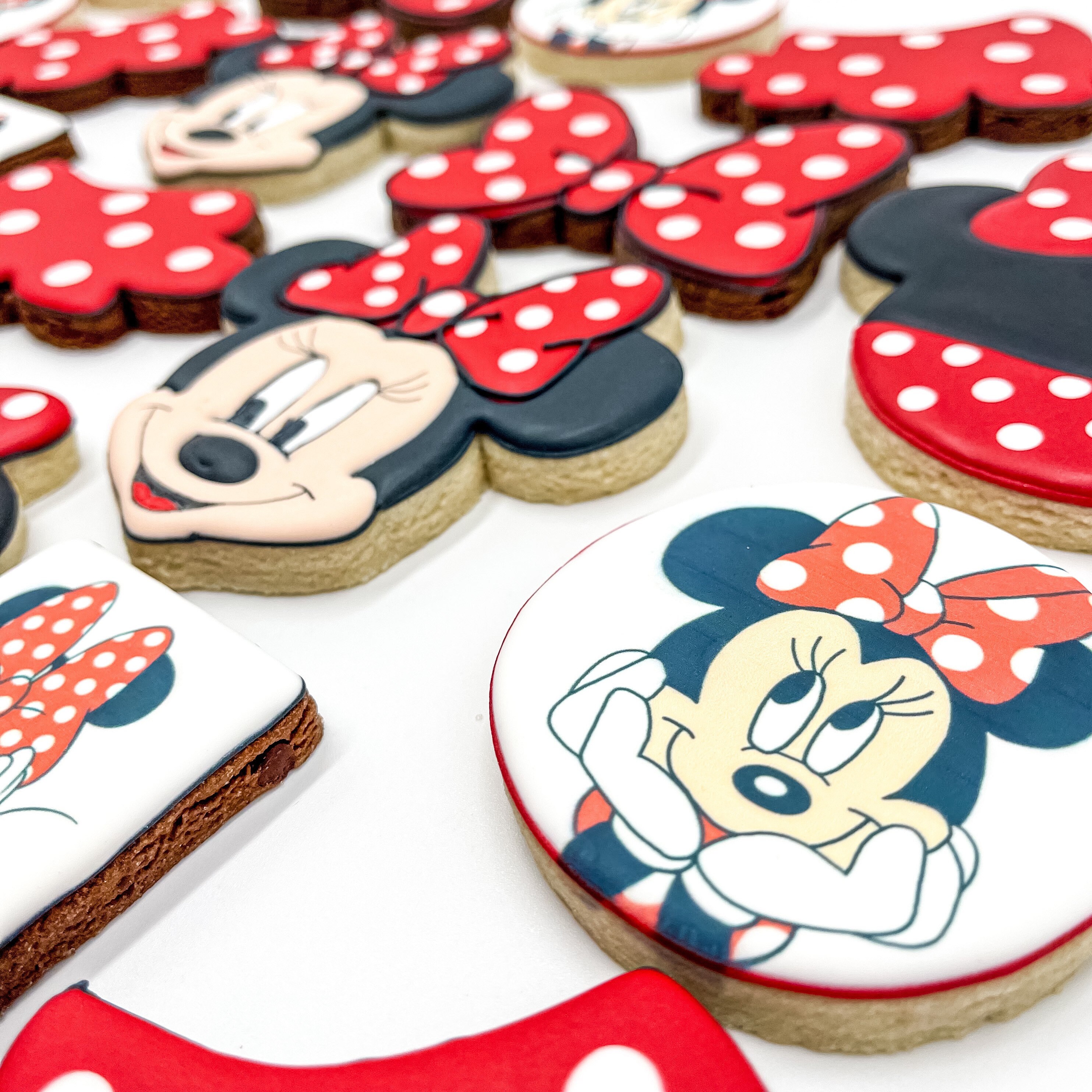 Minnie Mouse Sugar Cookies, Red Minnie Mouse Cookie, One Dozen Cookies ...