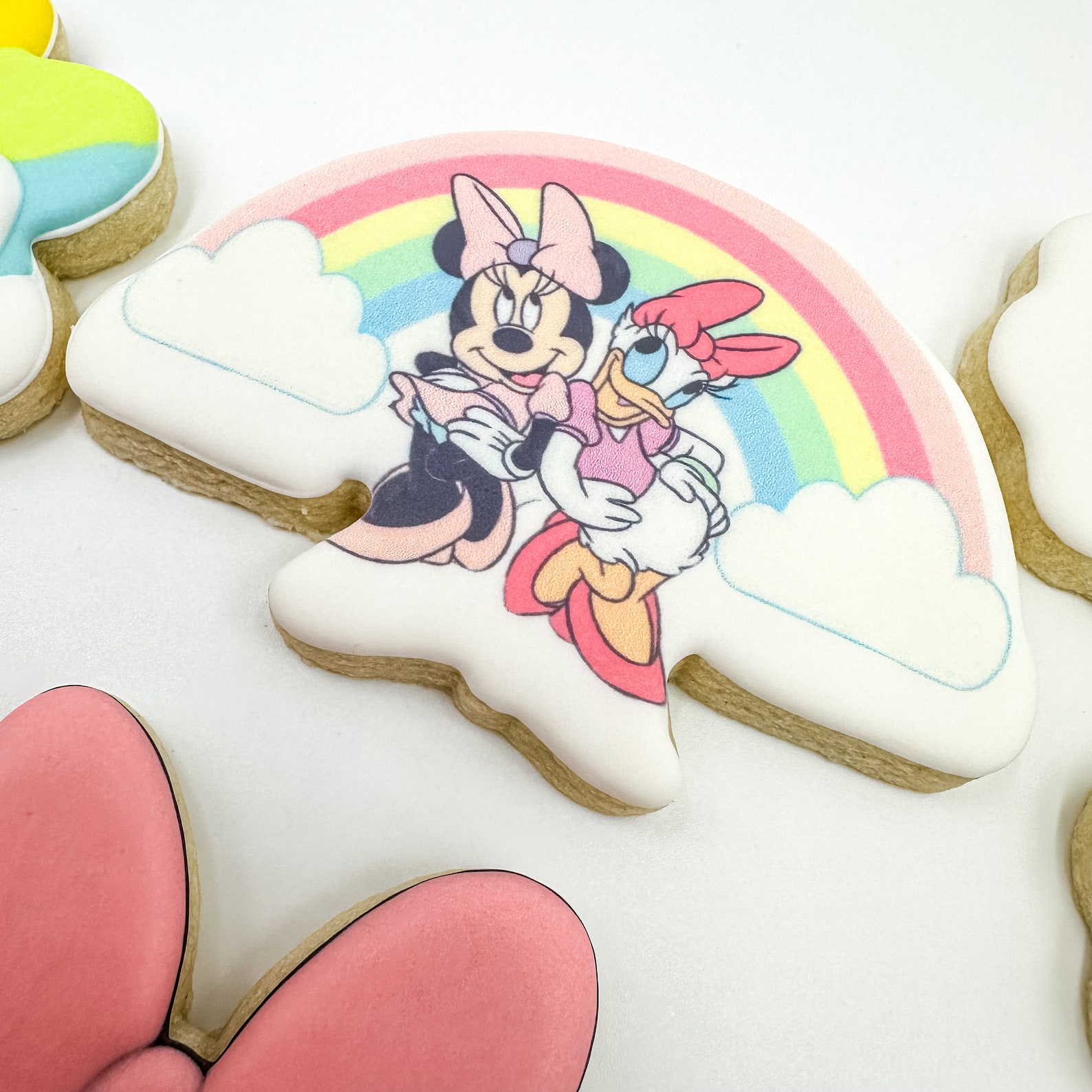 Minnie and Daisy Cookies, One Dozen Cookies, Custom Minnie and Daisy ...