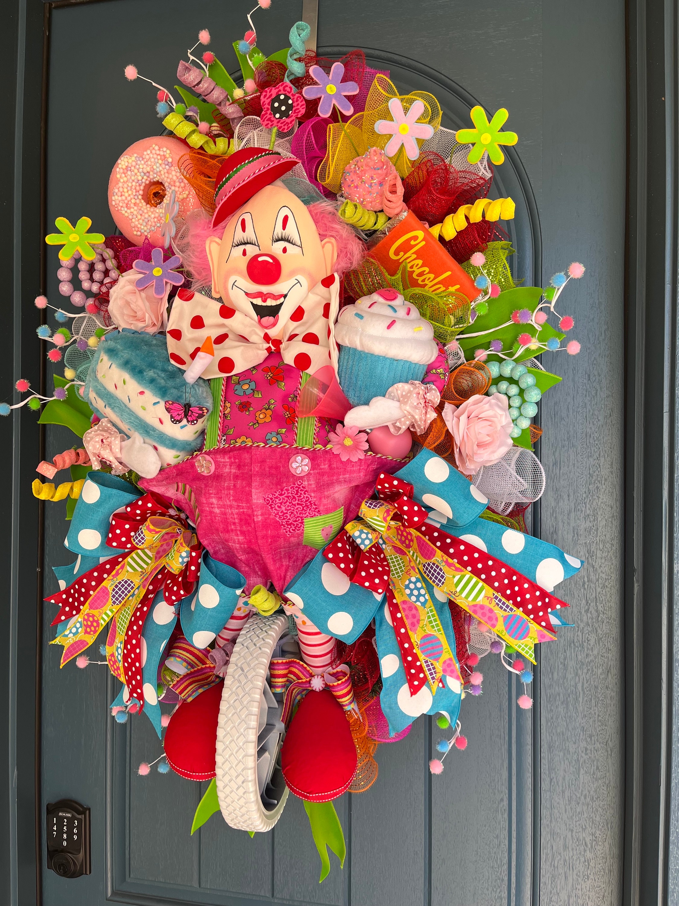 Party Time Wreath, Clown Wreath, Birthday Wreath, Celebration Wreath ...