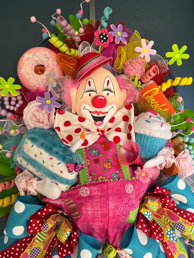 Party Time Wreath, Clown Wreath, Birthday Wreath, Celebration Wreath ...