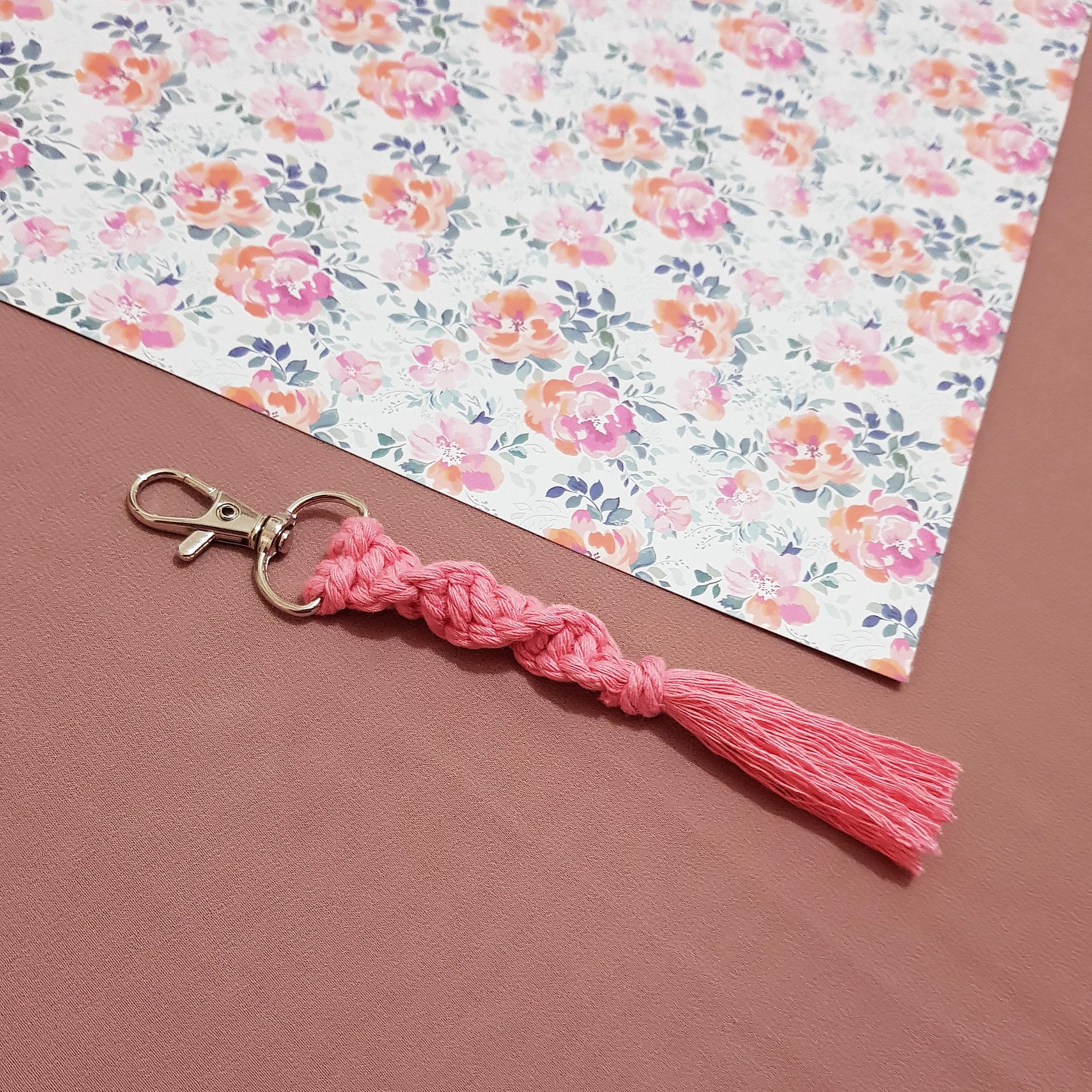 DIY Macrame Key Chain Kit | Make Your Own Key Rings | Beginners Craft ...