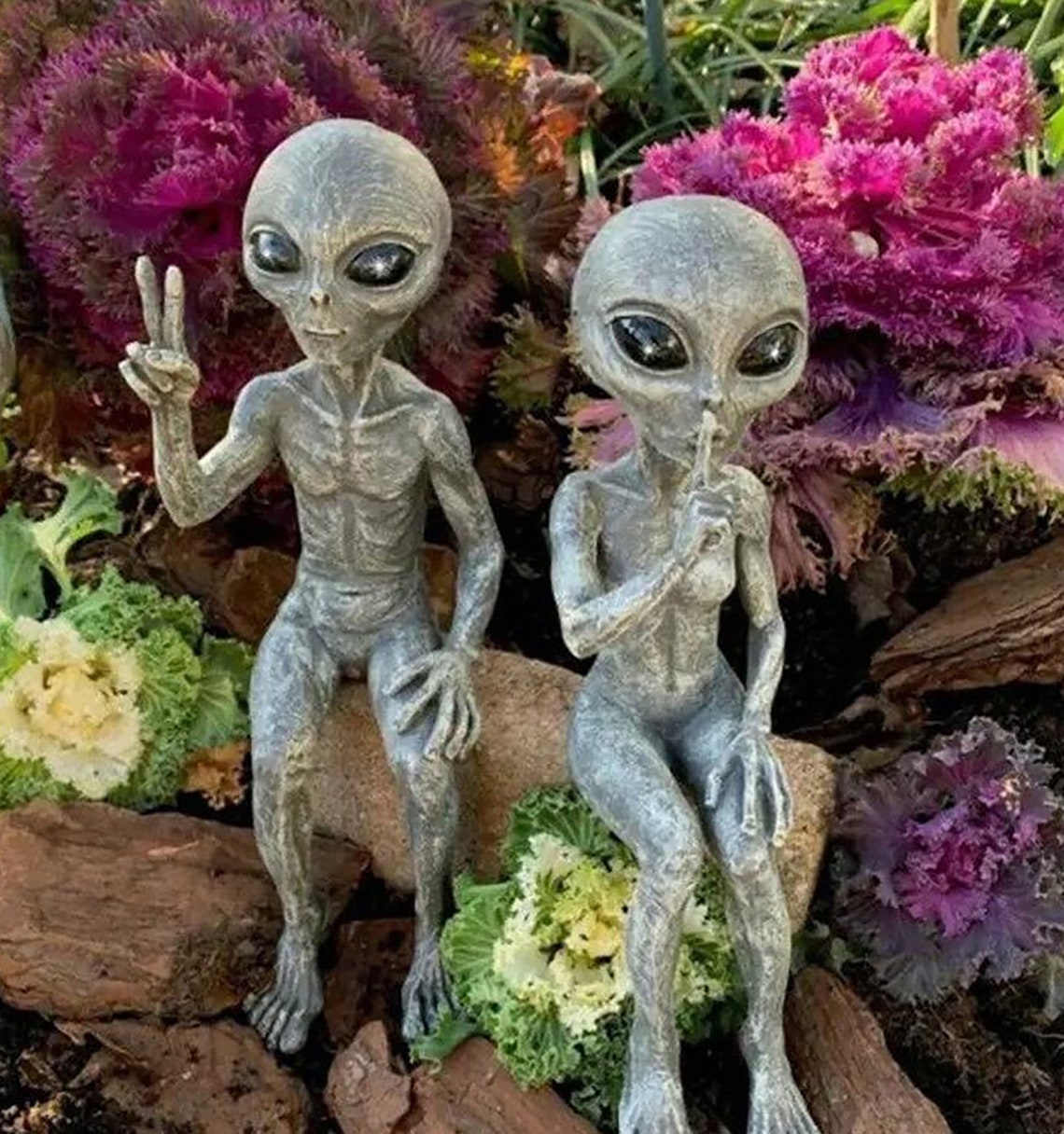Alien Garden Decor Resin Statue ArtHalloween Garden Statues | Etsy