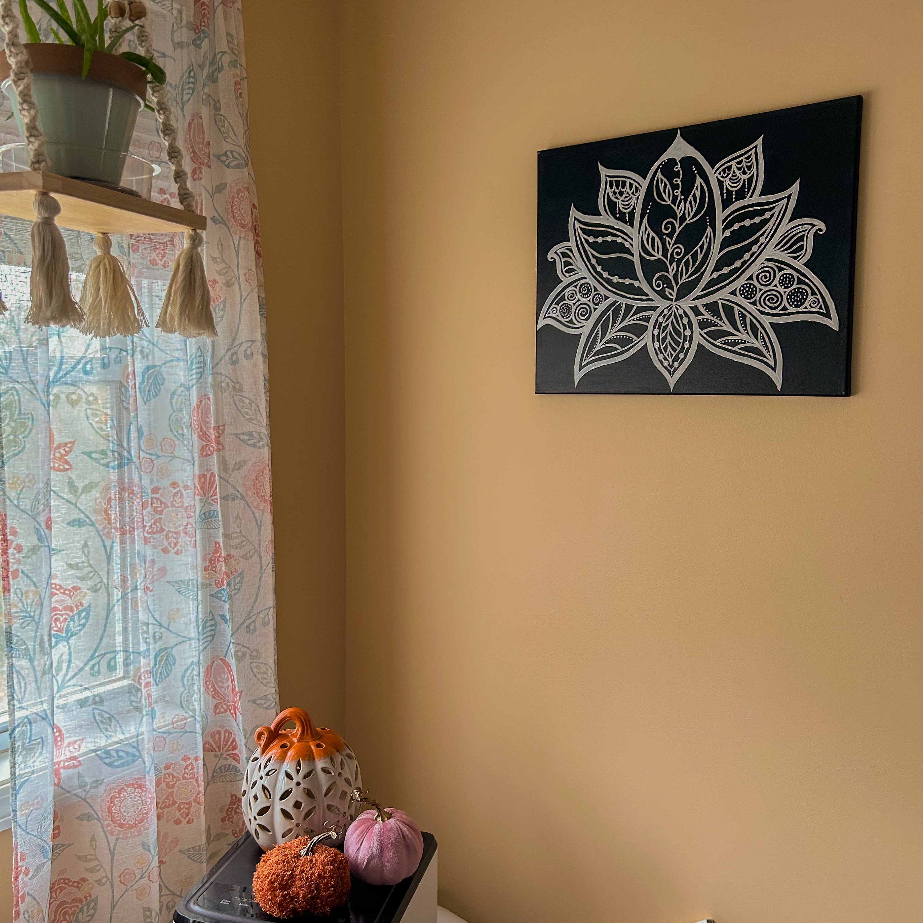 Lotus Flower Negative Space Painting - Etsy