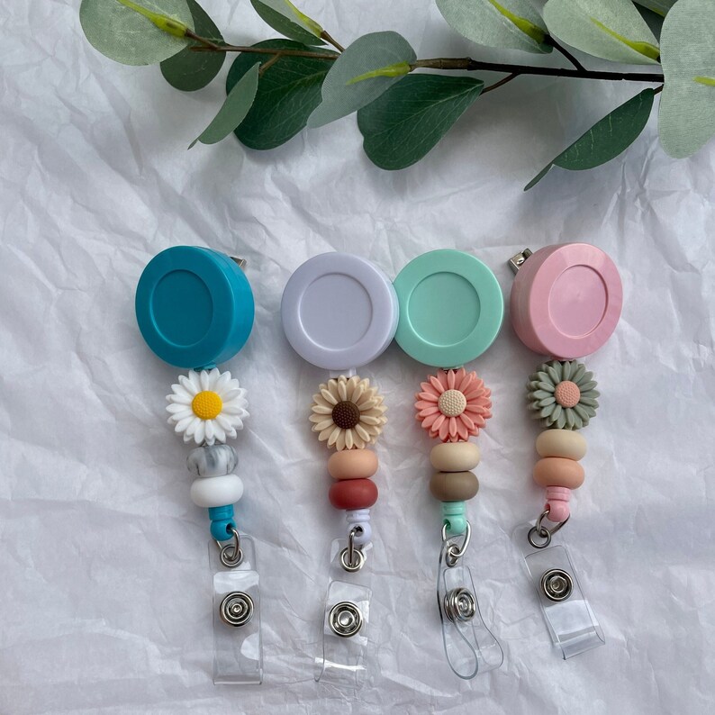 Daisy Badge Reel/silicone Bead Badge Reel/work Badge/nurse - Etsy