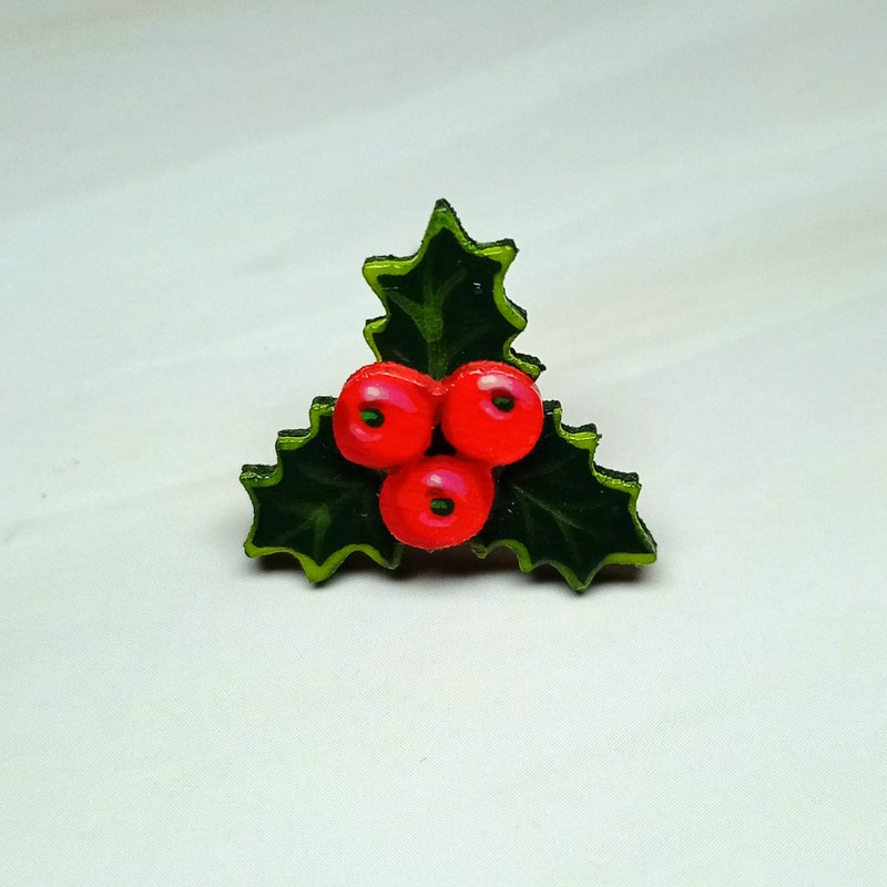 Holly Brooch - Etsy