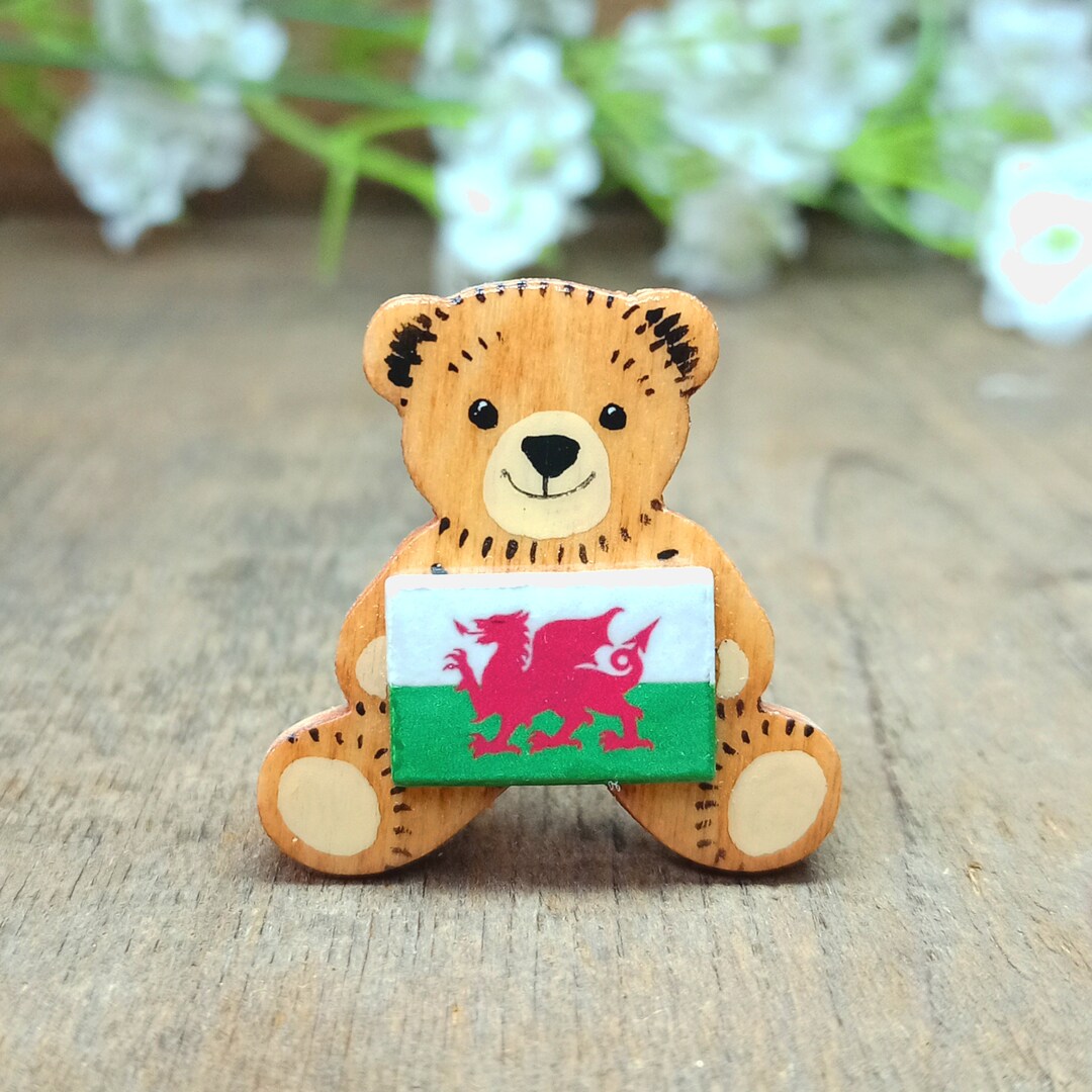 Wales Flag Bear Brooch, Handmade Wooden Teddy Badge or Magnet - Etsy