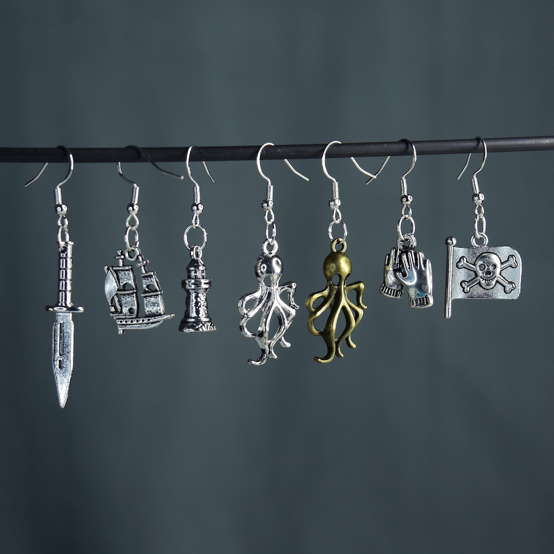 OFMD Charm Earrings - Our Flag Means Death - Stede Bonnet - Blackbeard ...