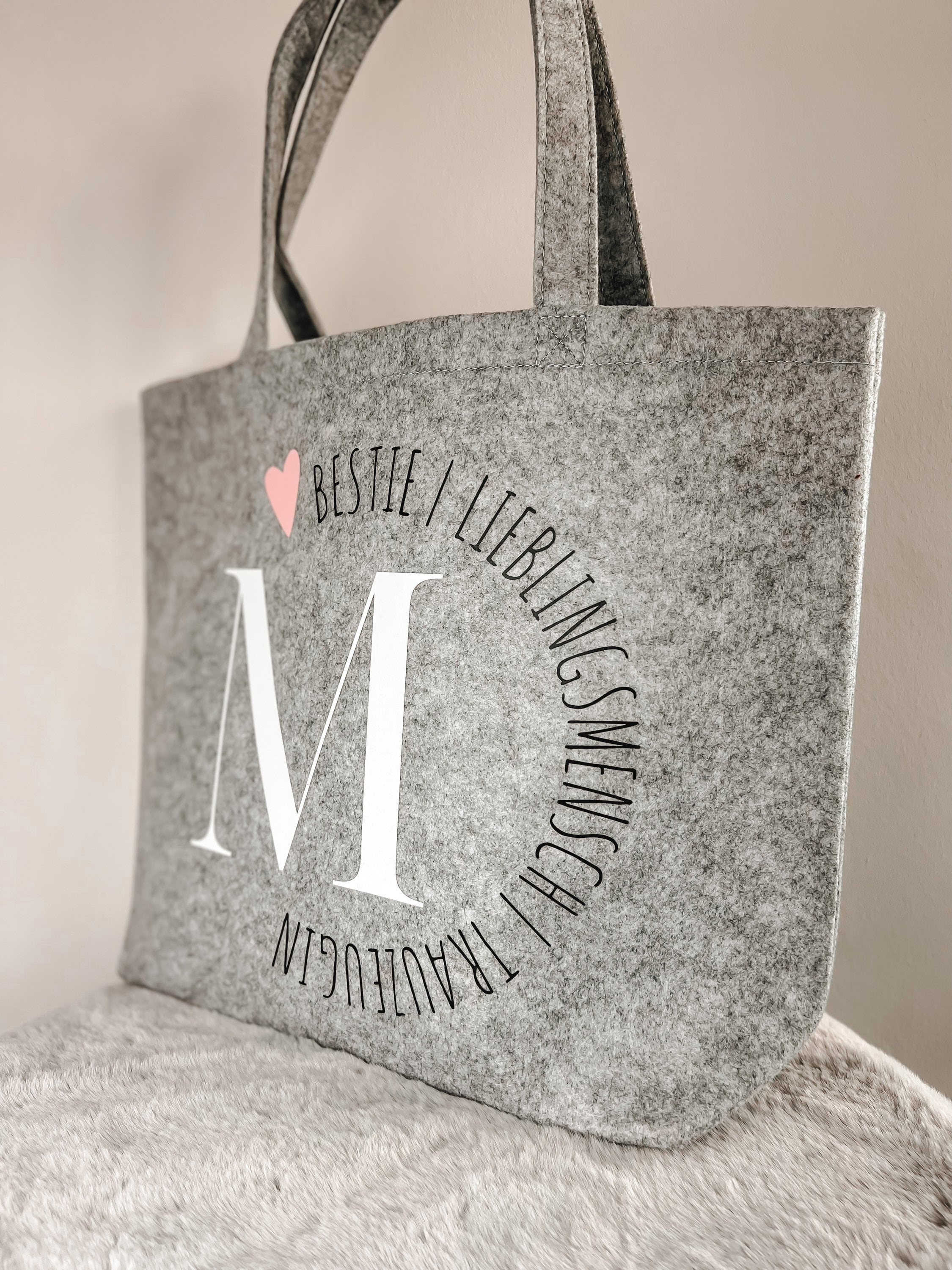 Personalisierte XXL Filztasche für den Lieblingsmenschen - Etsy.de