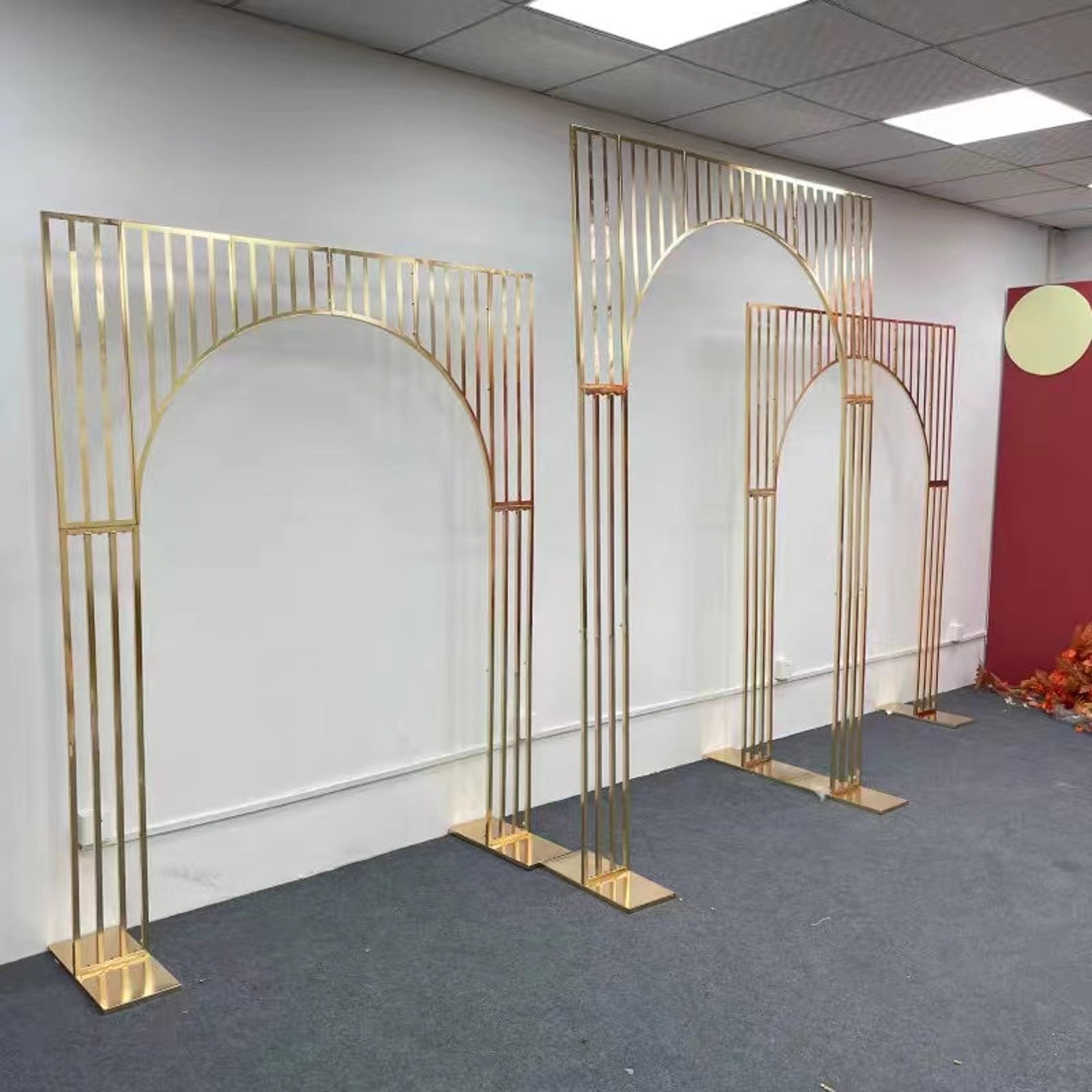 Electroplated Shiny Gold Wedding Arch Backdrop Truss Metal Arch ...