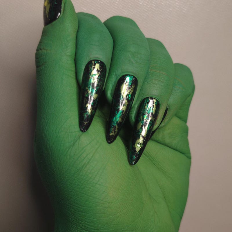 Elphaba for Good Nails - Etsy