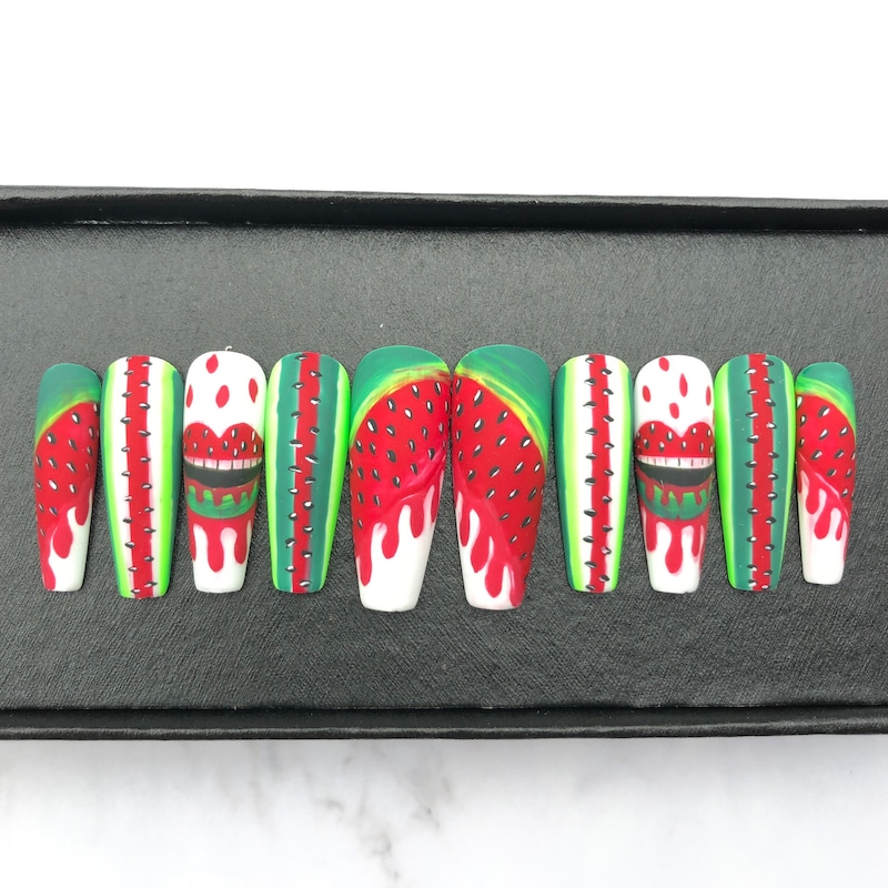 LadyshopNails - Etsy