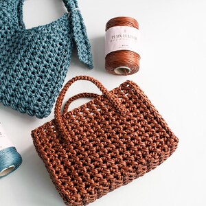 DIY Crochet Bag Pattern - Plain Leather Square Bag Crochet Pattern ...