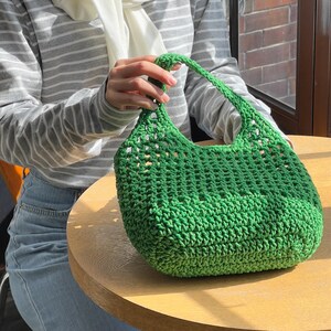DIY Crochet Bag Pattern - Biscuit Triangle Net Bag (mini) Downloadable ...