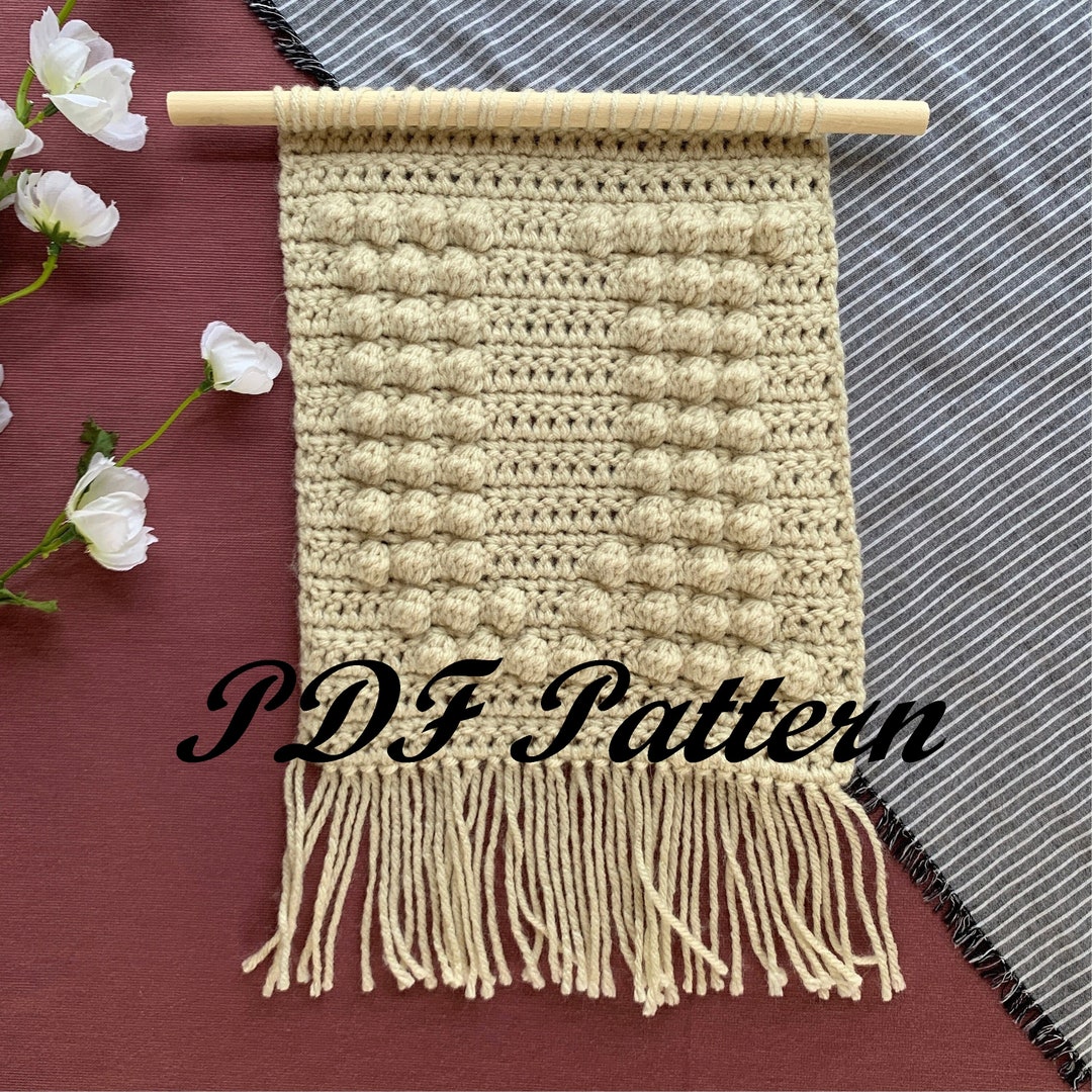 PATTERN | Lowercase "u" Crochet Wall Hanging - Etsy