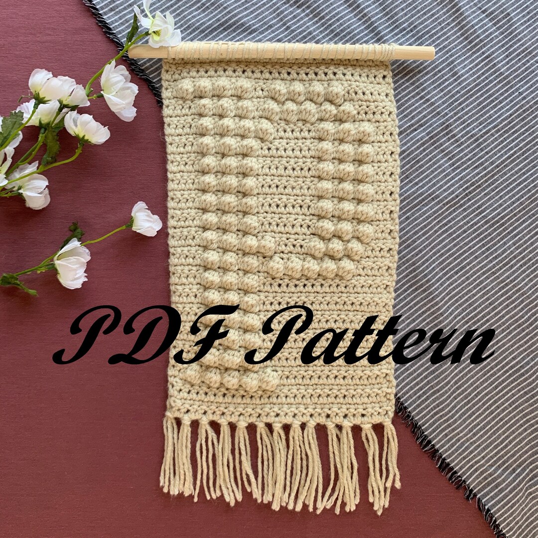 PATTERN | Lowercase "p" Crochet Wall Hanging - Etsy