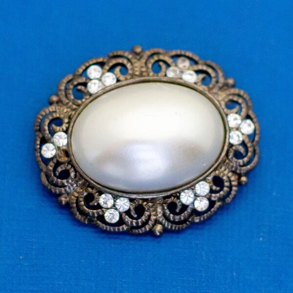 Oval Brooch - Etsy