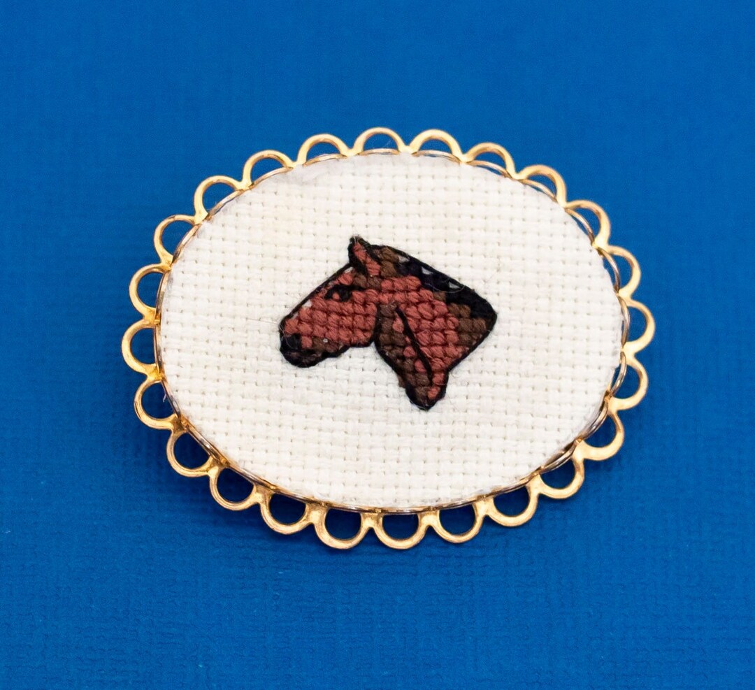 Oval Brooch, Victorian Brooch, Horse Broach, Spiral Gold Tone Brooch ...