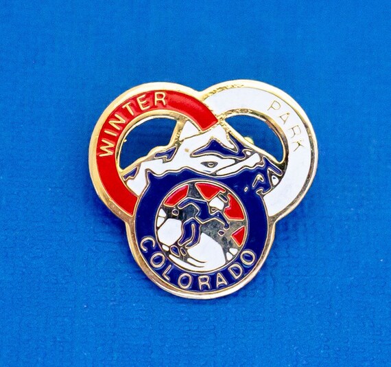 Vintage symbolic emblem charms - Gem