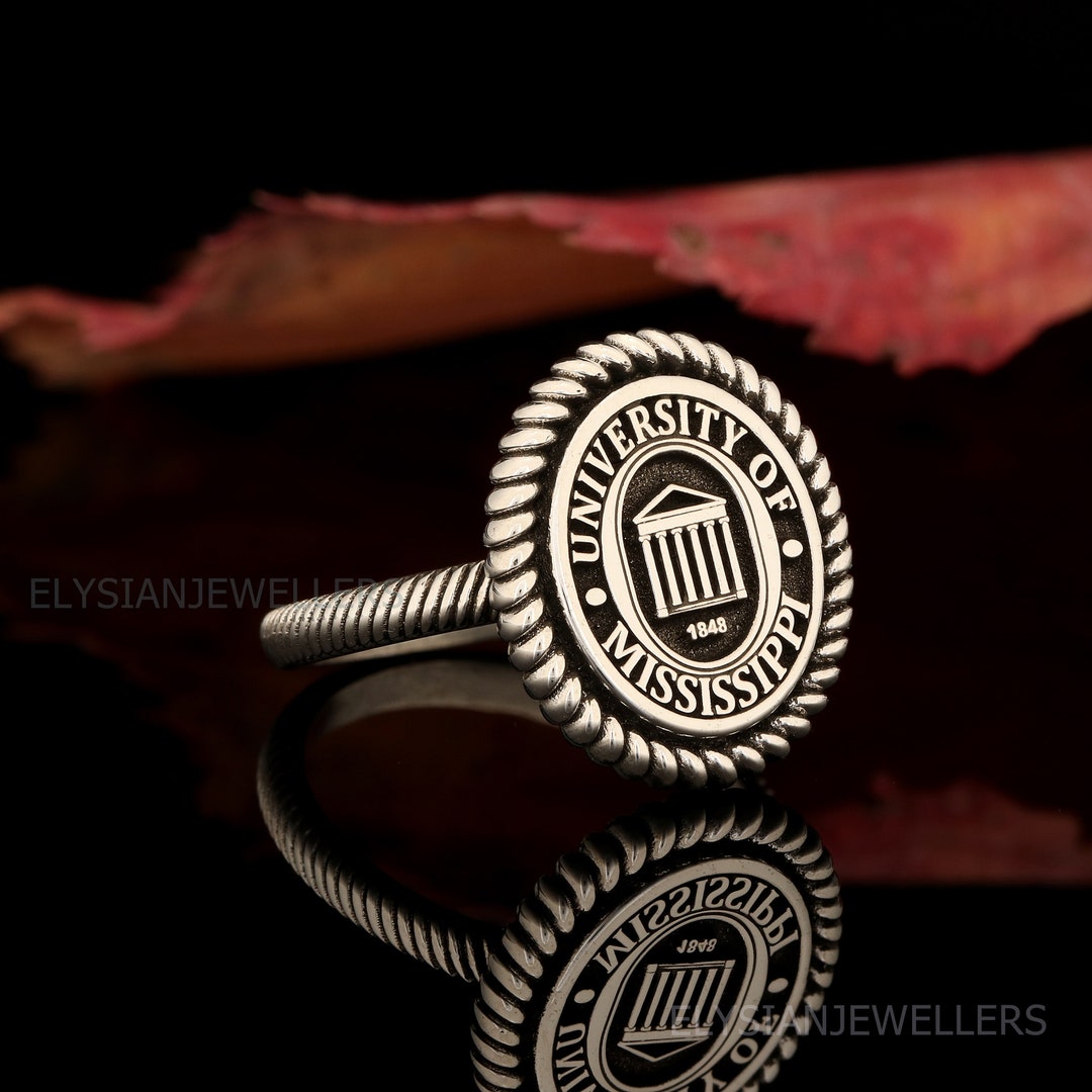 University Ring, Graduation Gift, Class Rings, Senior Class Ring ...