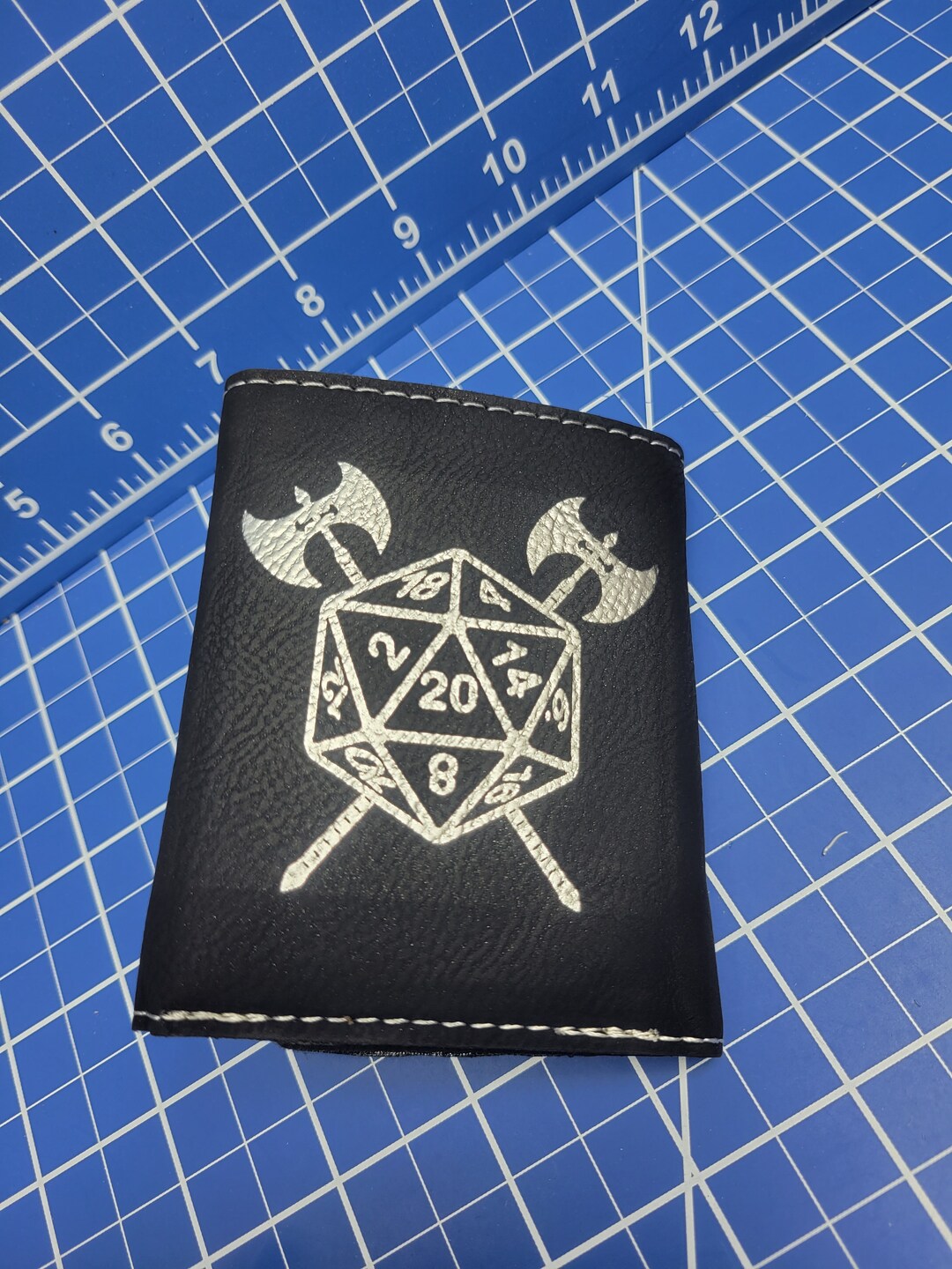 D20 Axes Trifold Wallet - Etsy