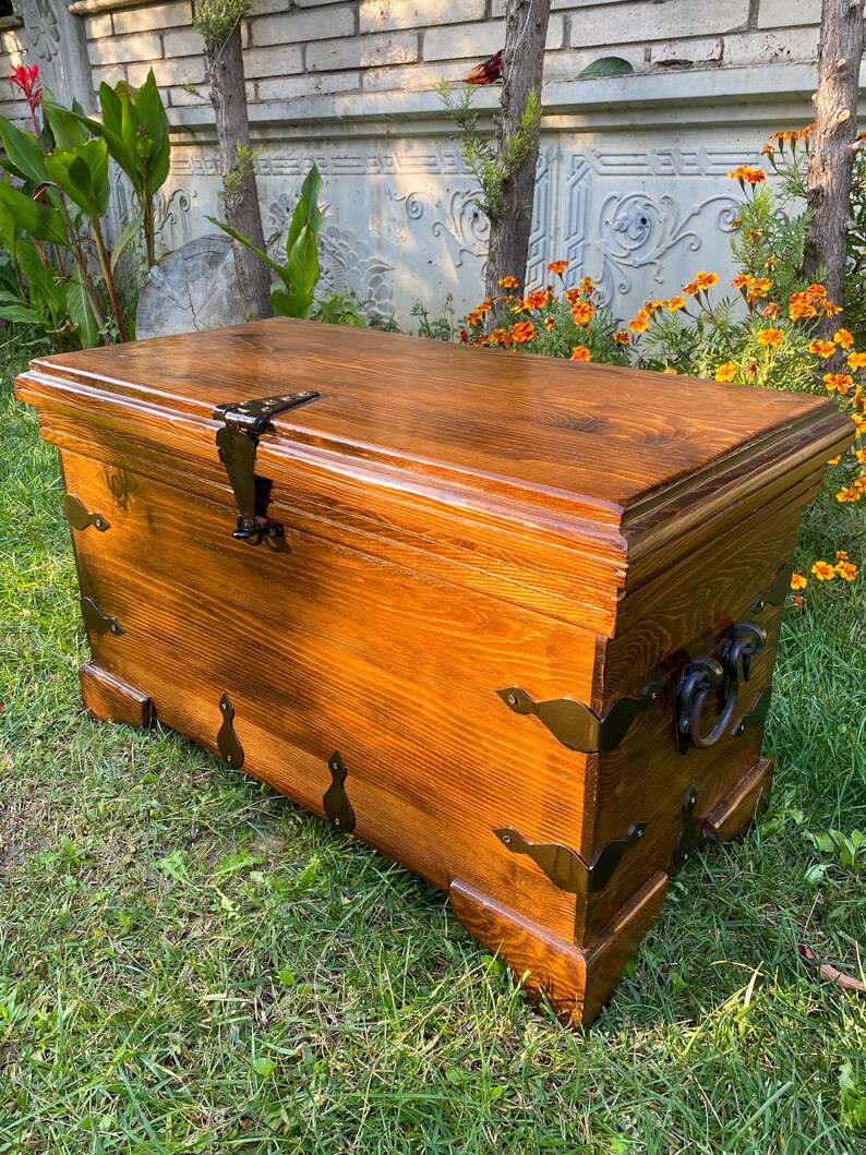 Large Treasure Chest Trunk Coffee Table Blanket Trunk - Etsy