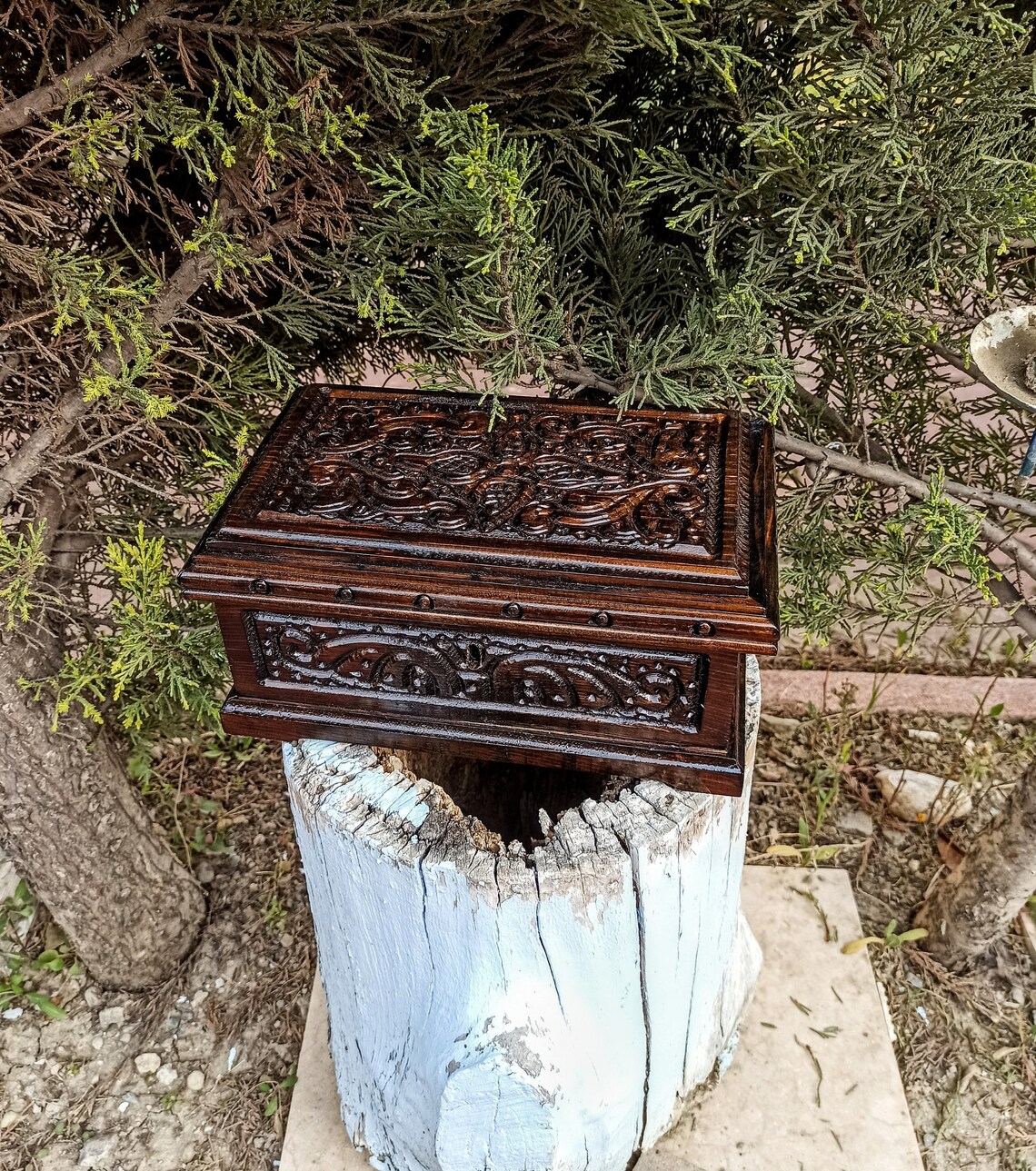 Wooden locking boxVintage chest with keyCarved wooden | Etsy