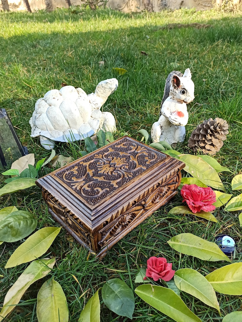 Large Wooden Jewelry Box With Key Vintage Jewelery Box - Etsy