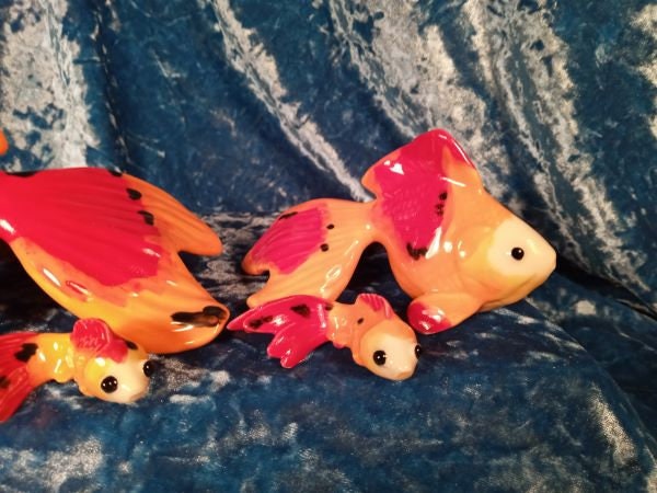 Fiery Goldfish School - Set of 4 Figures - Etsy