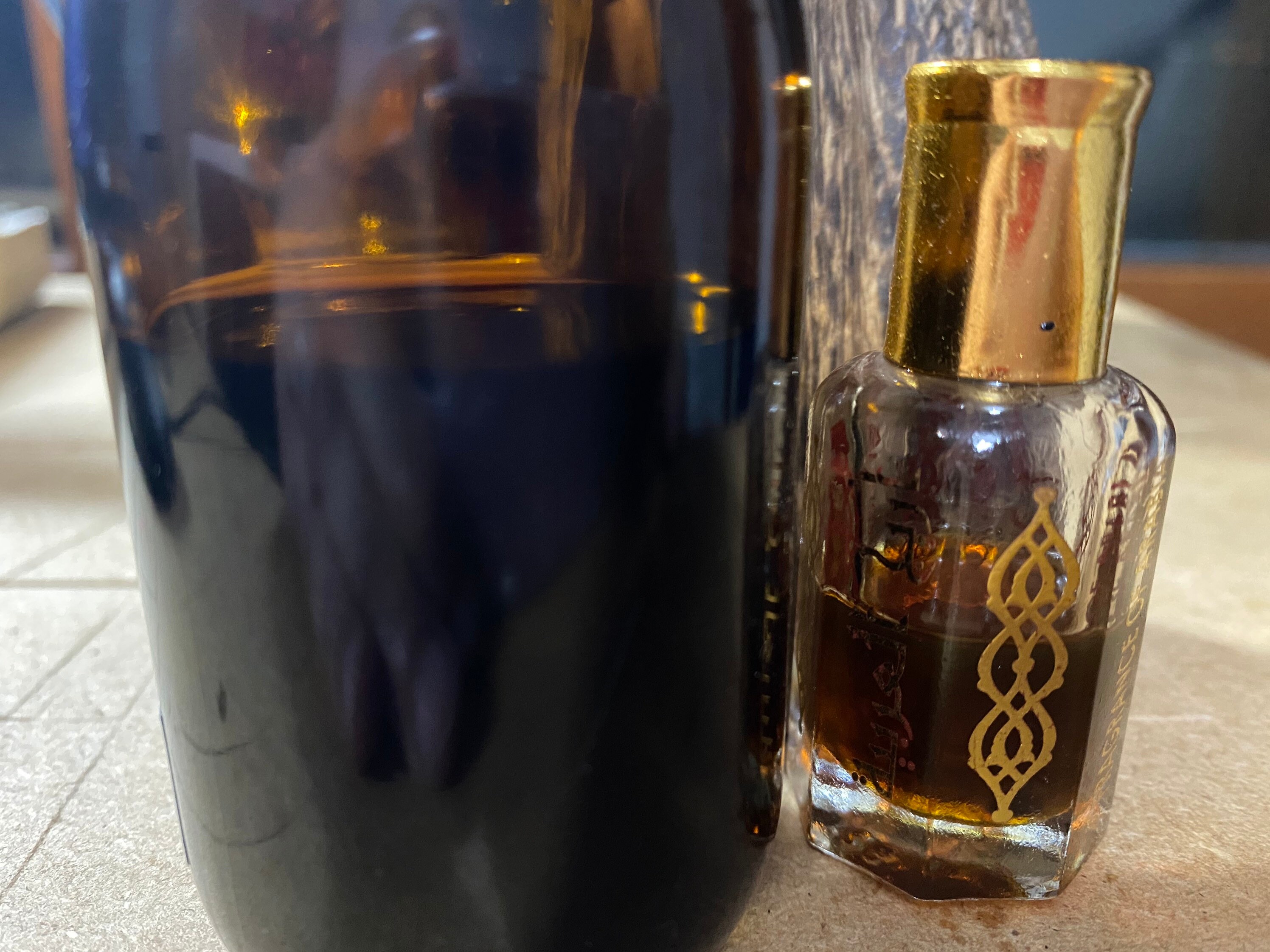 12ml -tola- of Aged Cambodi Agarwood Oil, Discounted Prics - Etsy