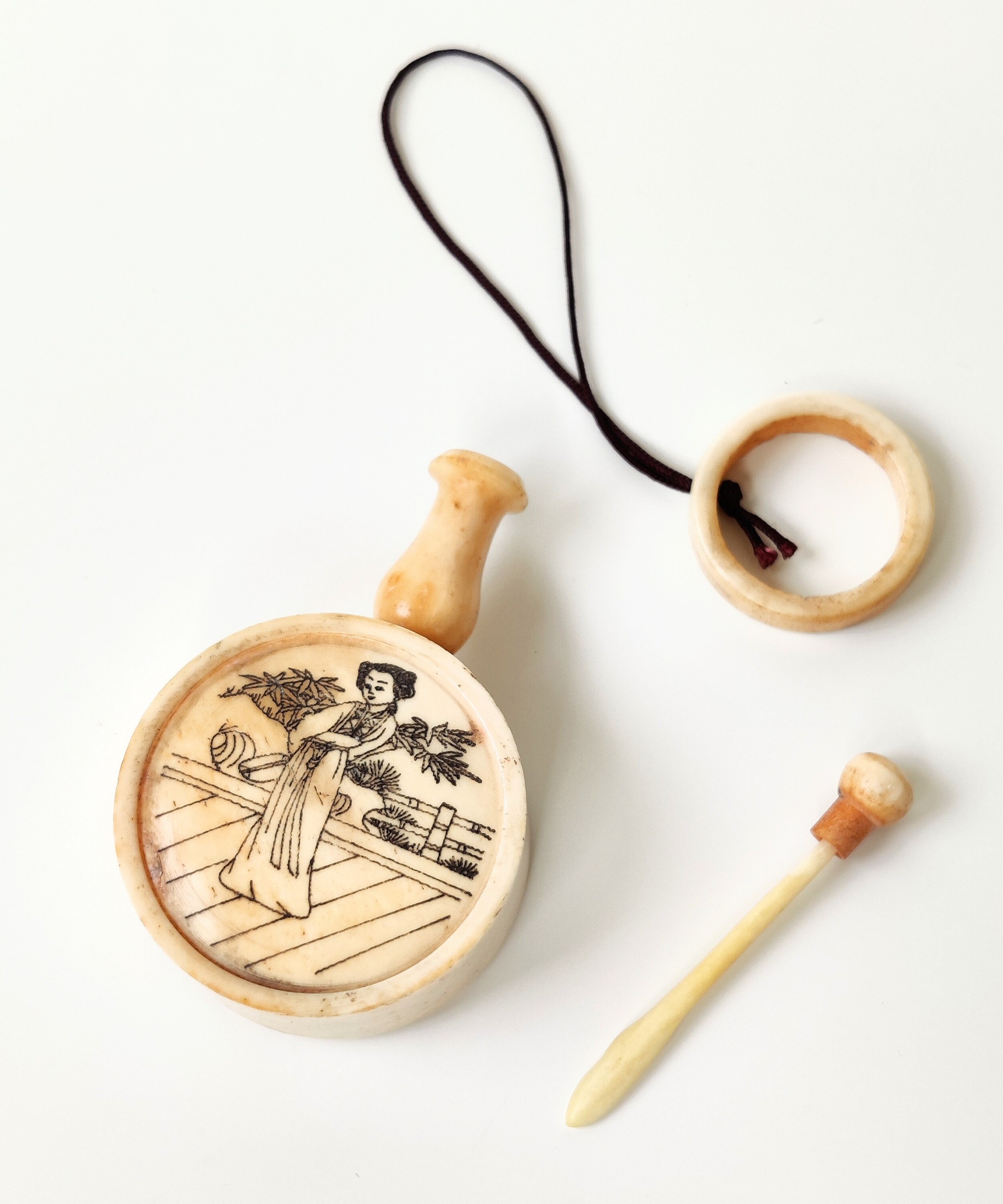Antique Chinese Bone Snuff Bottle - Handmade Parfum Bottle / Flacon ...