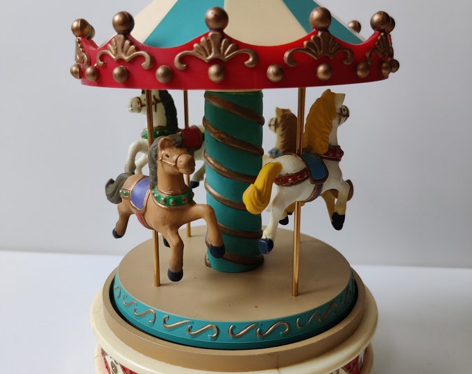 Enesco Vintage Music Box- Wind-up Musicbox - Carousel Waltz - Carrousel ...