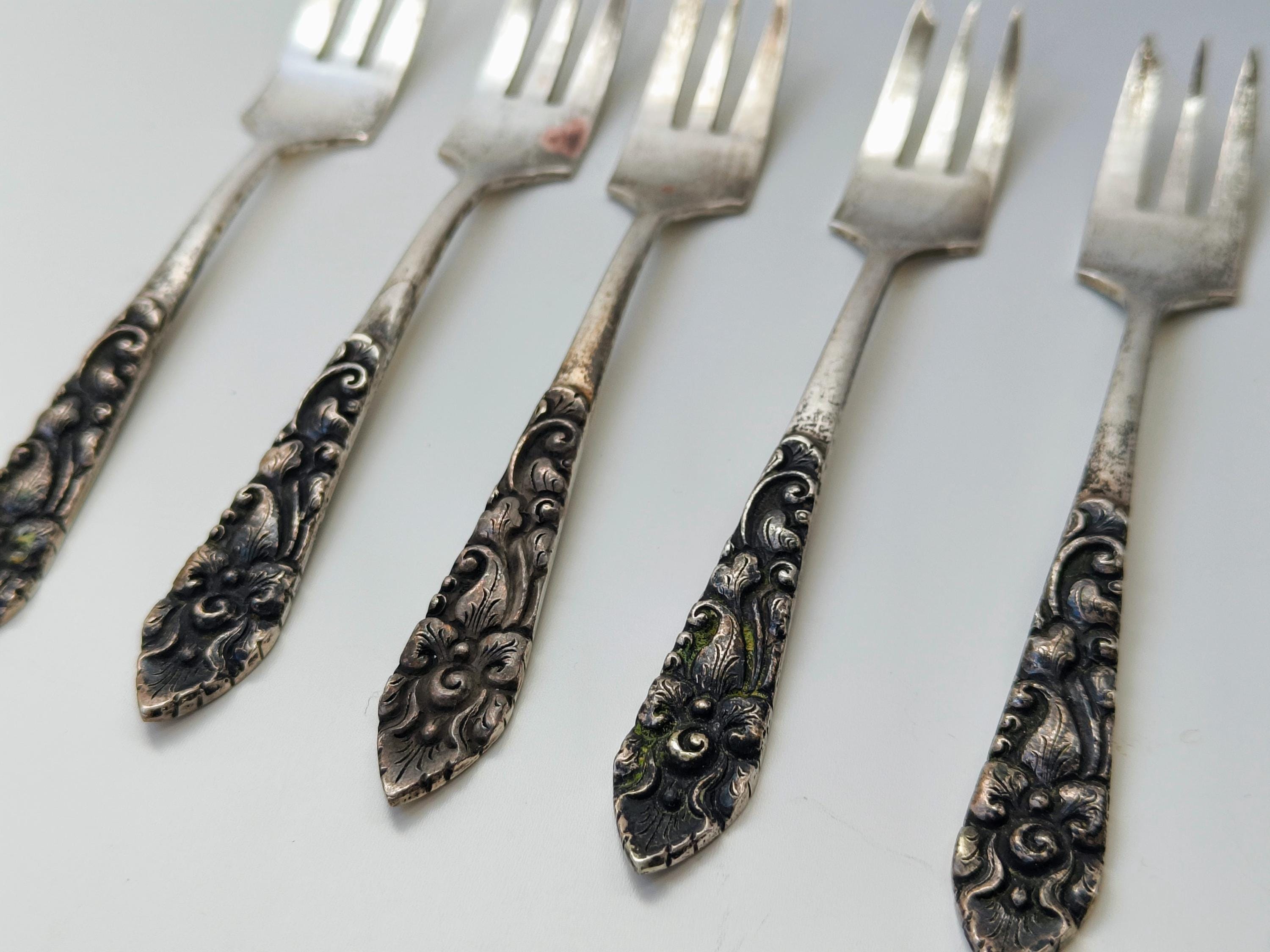 Antique Forks / Solid Silver 800 / 8 P - 9 P - Djokja Silver Cake Forks ...