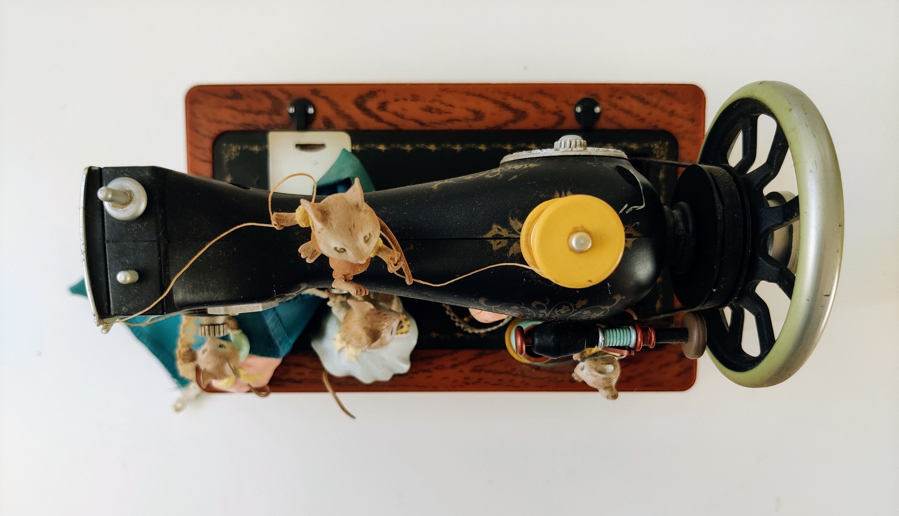 Enesco Mice Vintage Music Box My Favorite Things Sew Petite Sewing ...