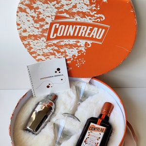 Cointreau Collector Item - Dita Von Teese Coffret - Be Cointreauversial ...