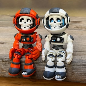 Flexi Astronaut Skeleton With Movable Visor 3D Printed Multi-color - Etsy