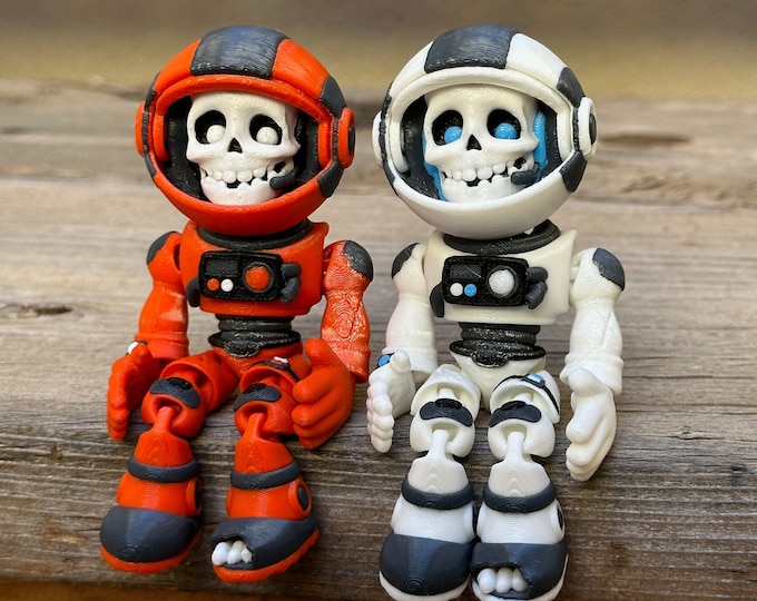 Flexi Astronaut Skeleton With Movable Visor 3D Printed Multi-color - Etsy