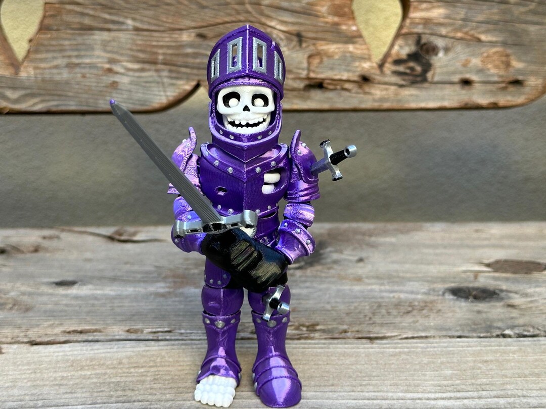 Flexi Knight Skeleton With Movable Visor and Removable Swords 3D ...