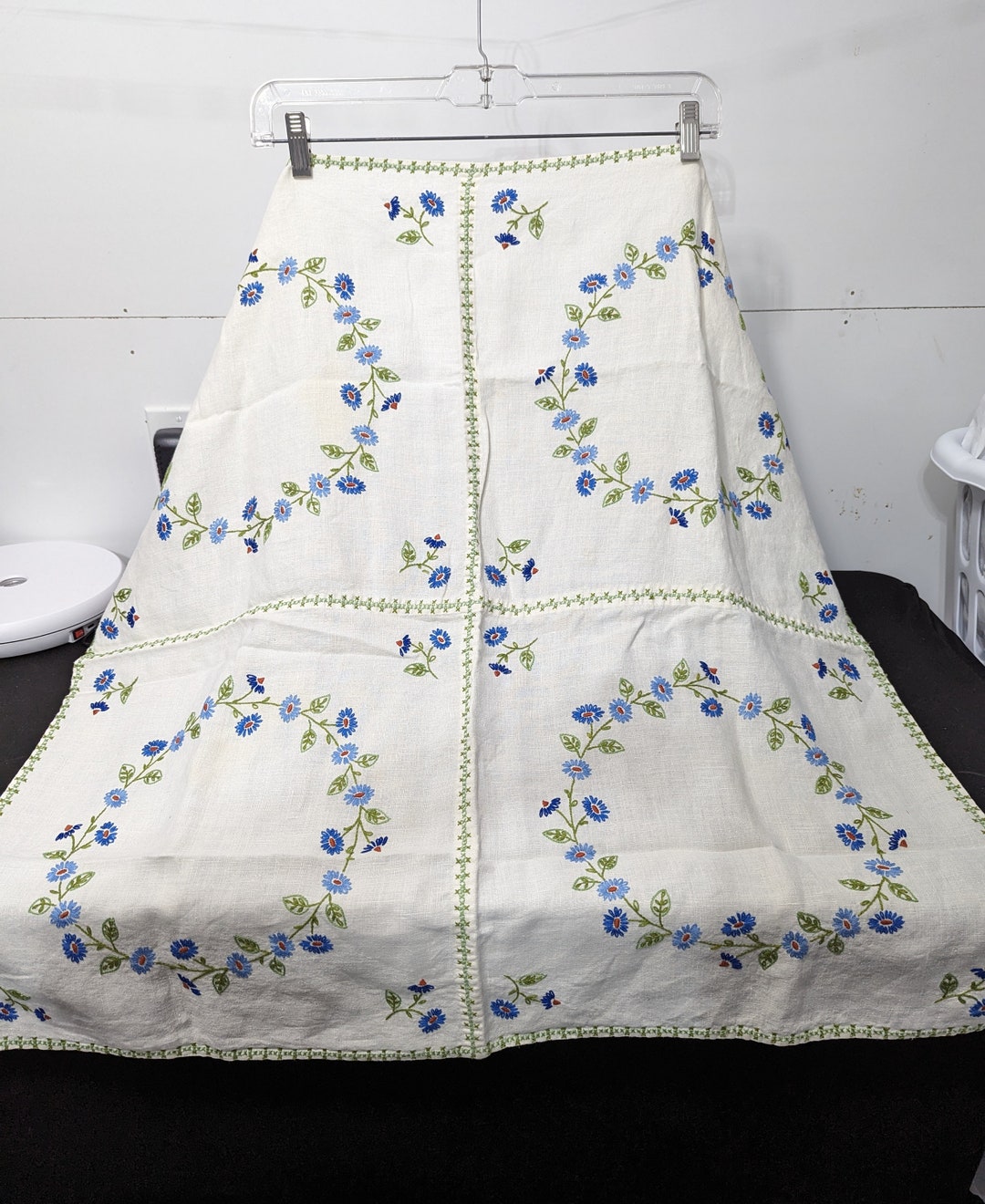 Embroidered Card Table Tablecloth Circa 1950 - Etsy