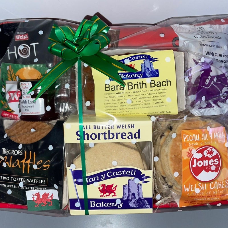 Food Themed Gift Basket - 60+ Gift Ideas for 2026